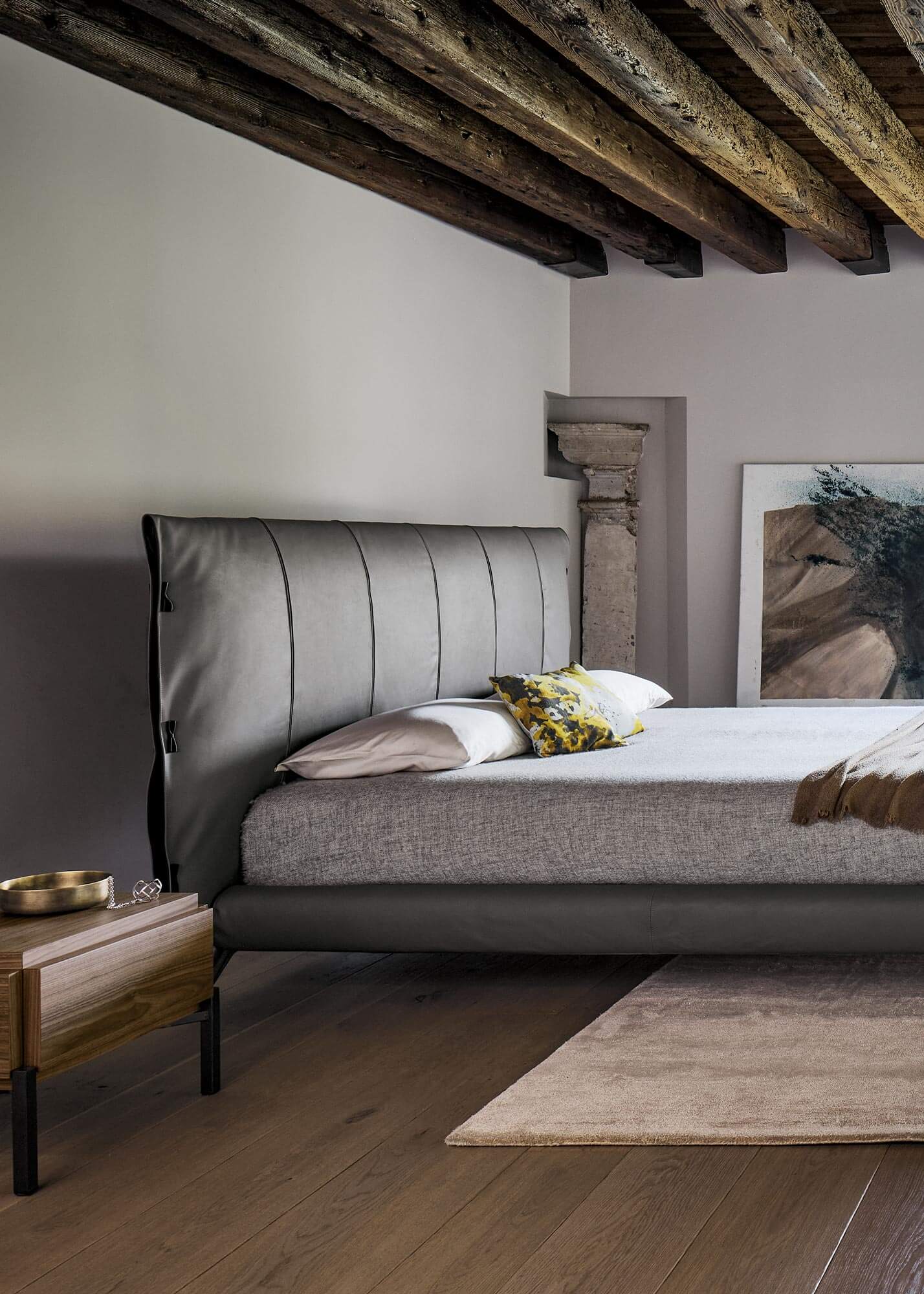 Cuff Bed by Bonaldo | Cassoni
