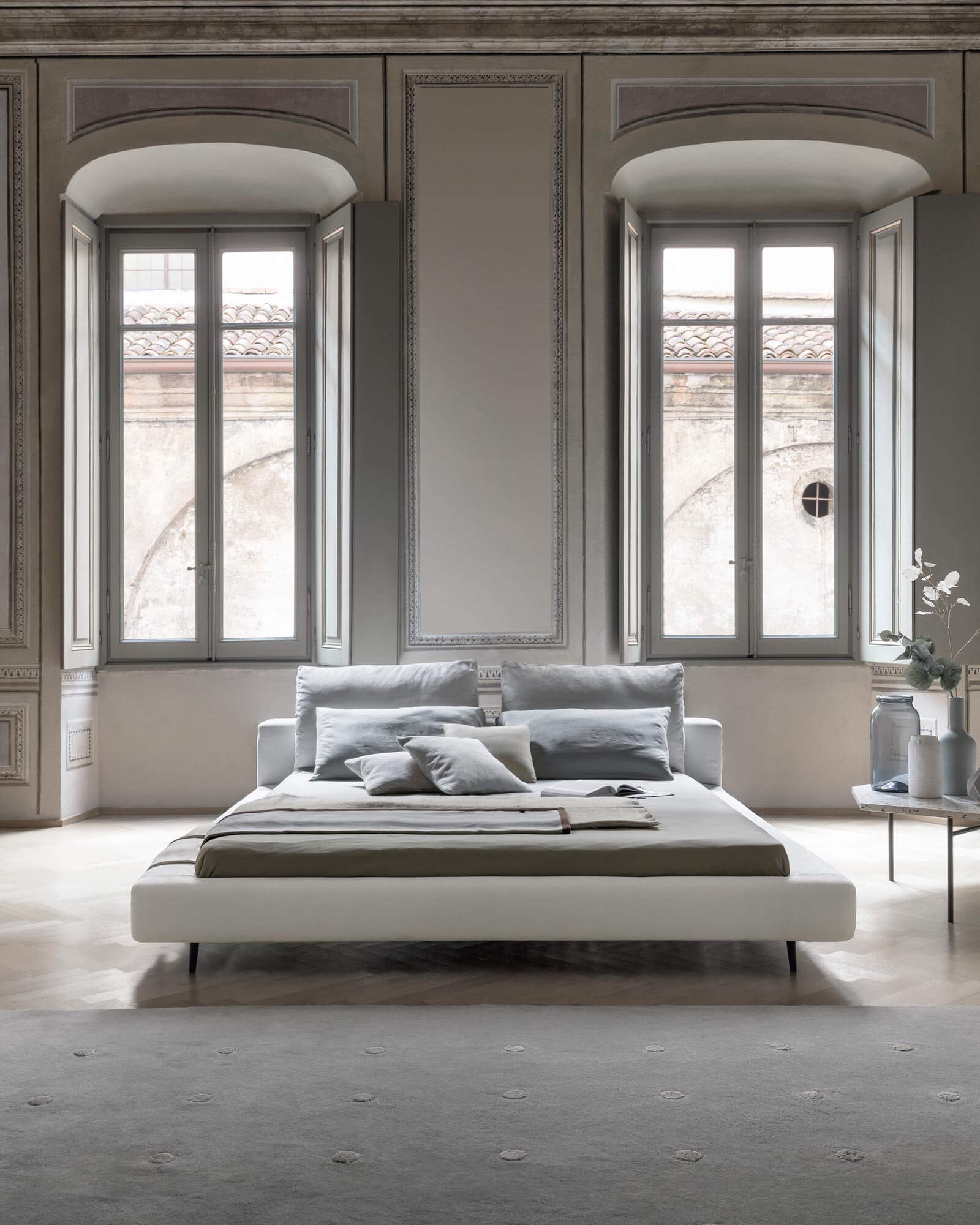 Italian Owen Bed - Italian Designer & Luxury Furniture at Cassoni
