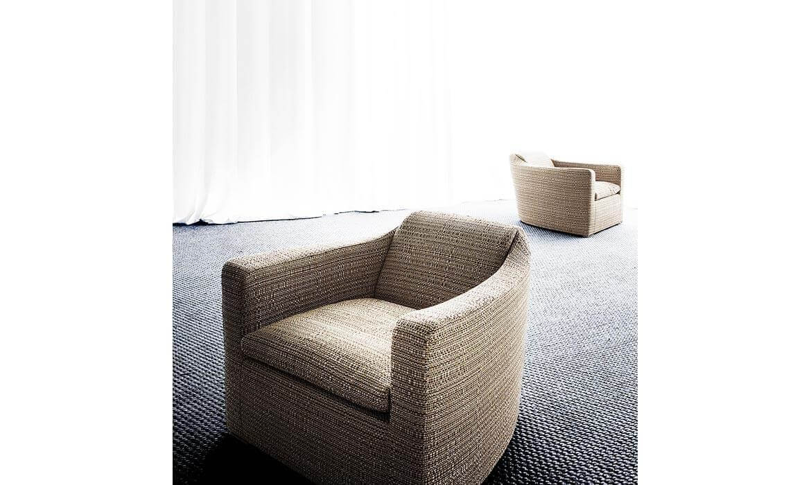 Profile Lounge Chair