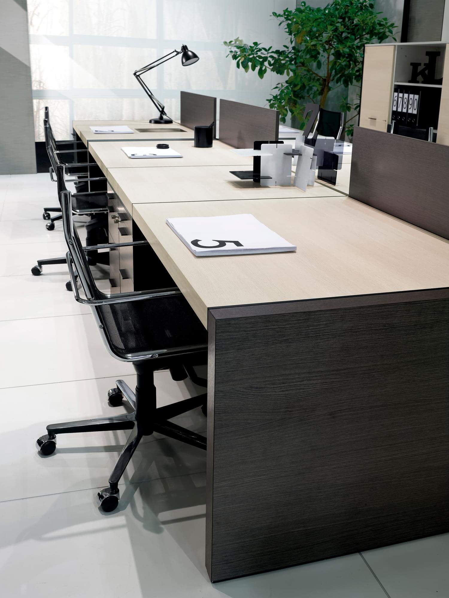 Luxury Italian Blade Desk - Italian Designer & Luxury Furniture at Cassoni
