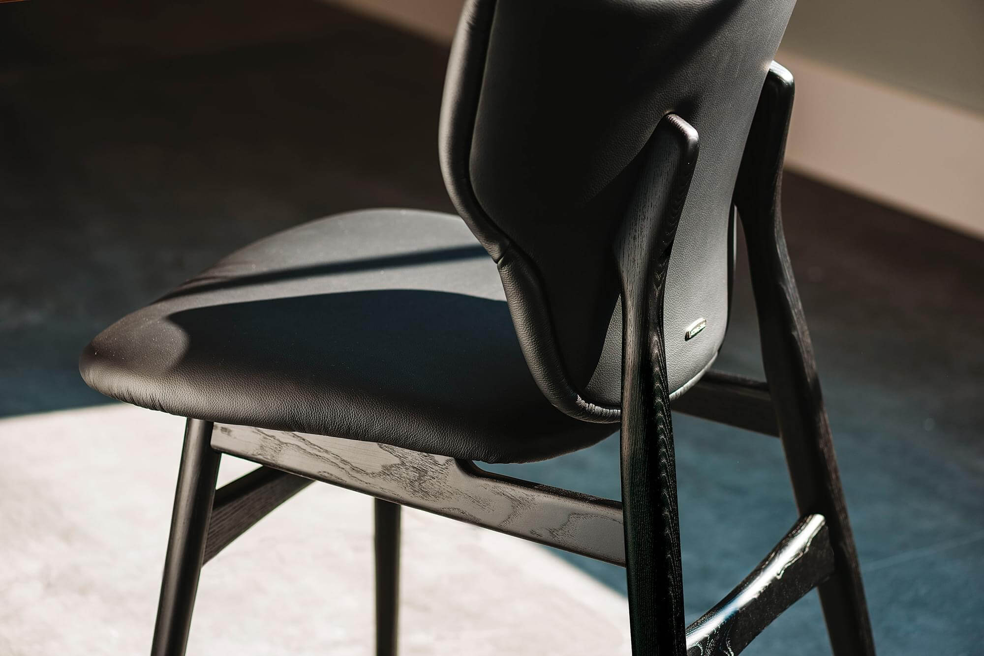 Dumbo Chair by Cattelan Italia | Cassoni