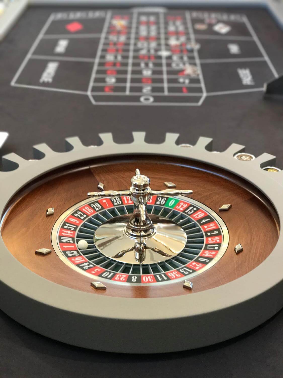 Versatile Montecarlo Roulette Table - Italian Designer & Luxury Game ...