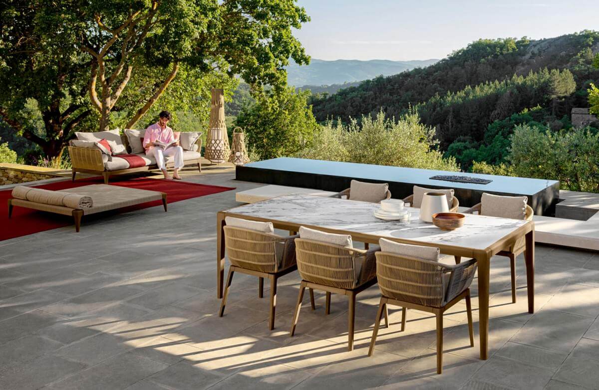 Elegant Designer Cruise Table- Italian Designer & Luxury Outdoor Furniture at Cassoni