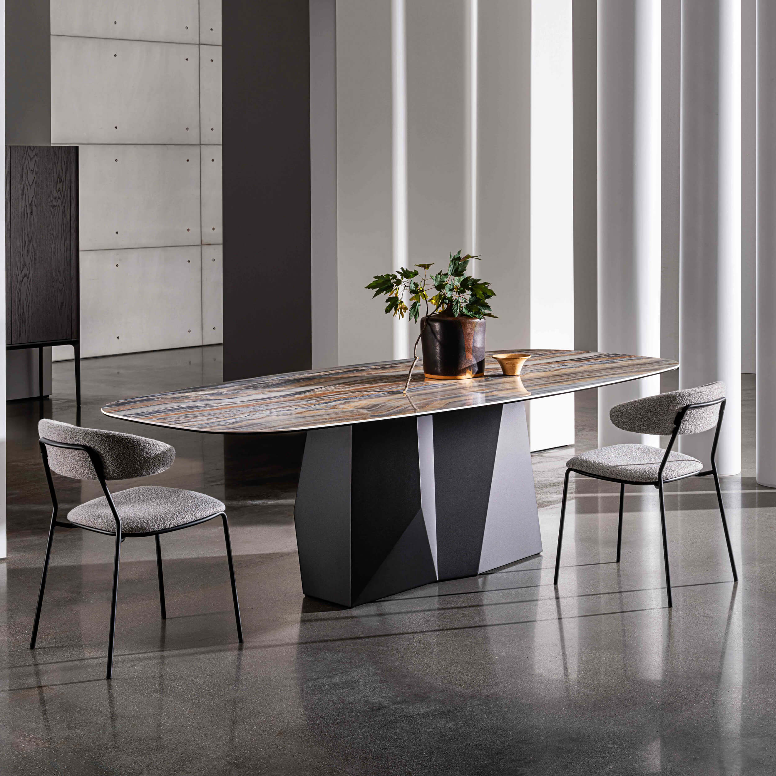 GranDeod Shaped Table by Sovet Italia | Cassoni