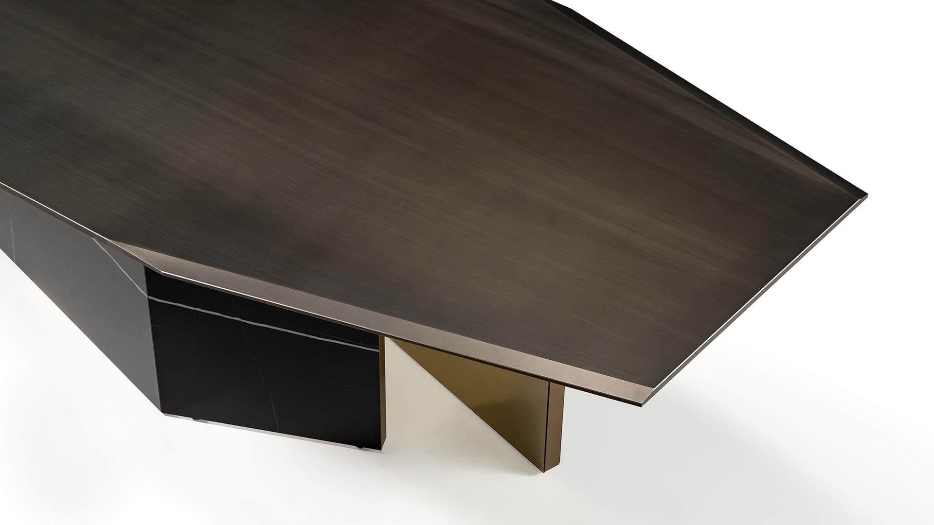 Cubitum Table by Reflex | Cassoni