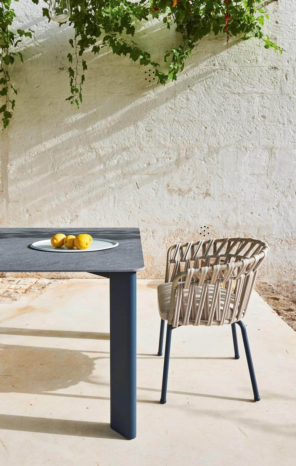 Emma Cross Armchair by Varaschin | Cassoni