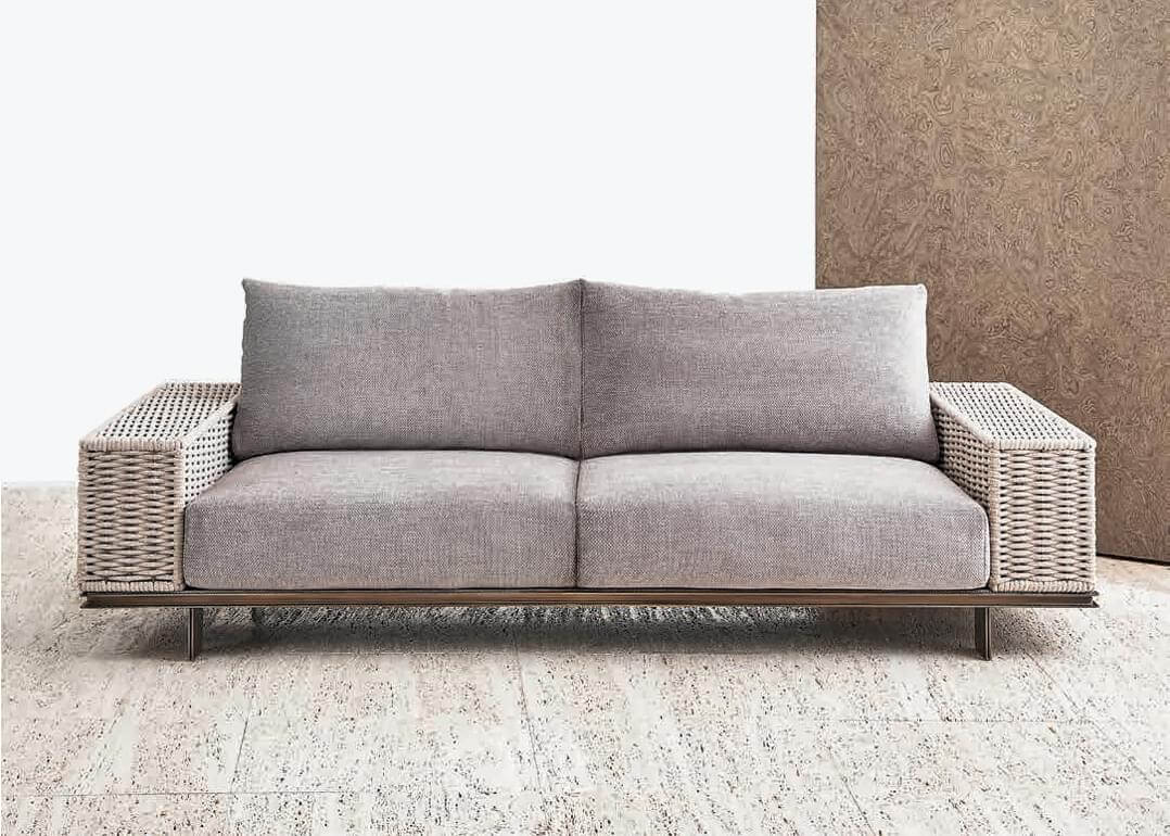 Sophisticated Memphis Sofa - Italian Designer & Luxury Furniture at Cassoni