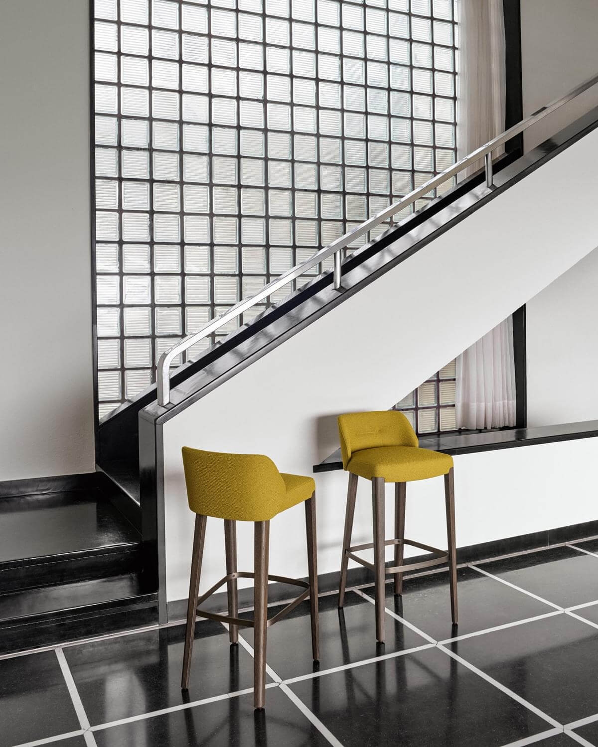 Stylish Concha Stool - Italian Designer & Luxury Outdoor Furniture at ...