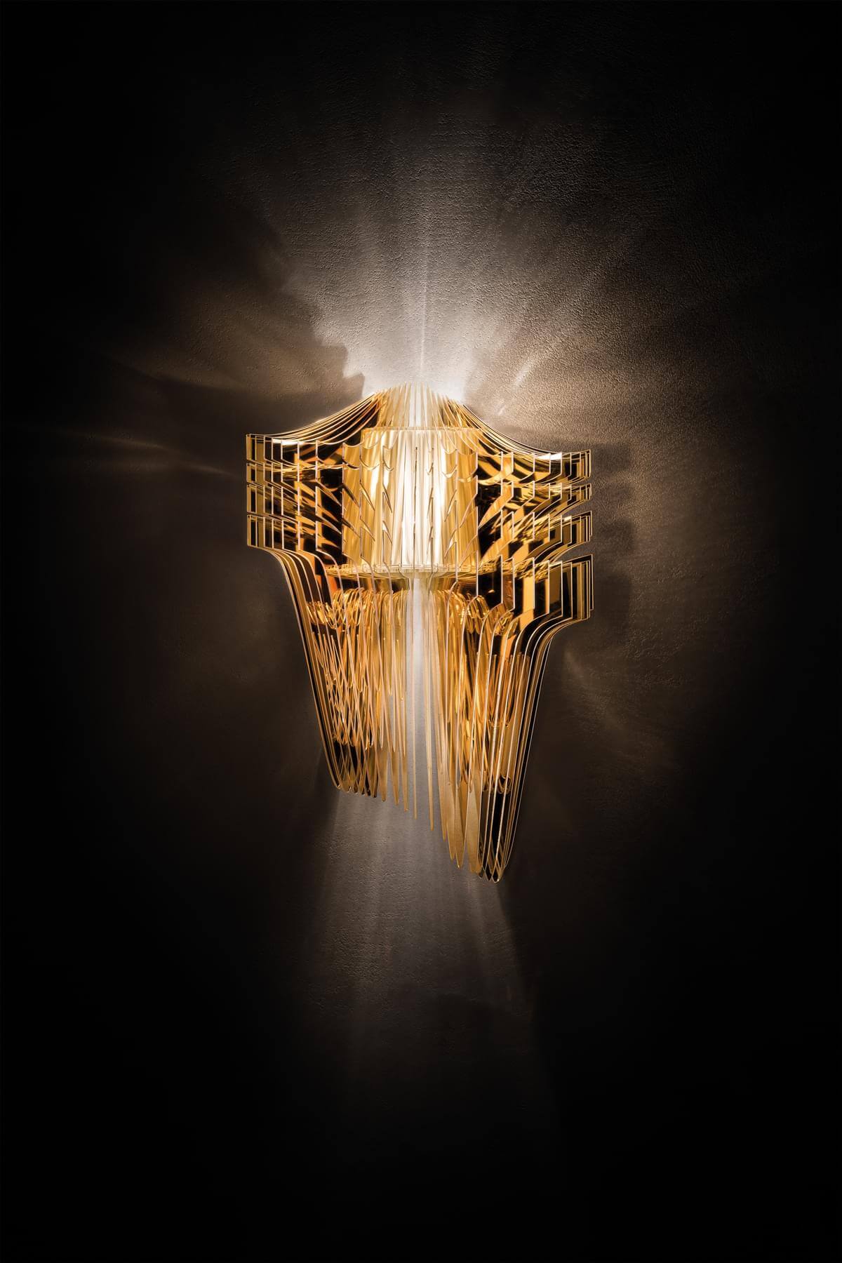 Aria Wall Lamp by Slamp | Cassoni