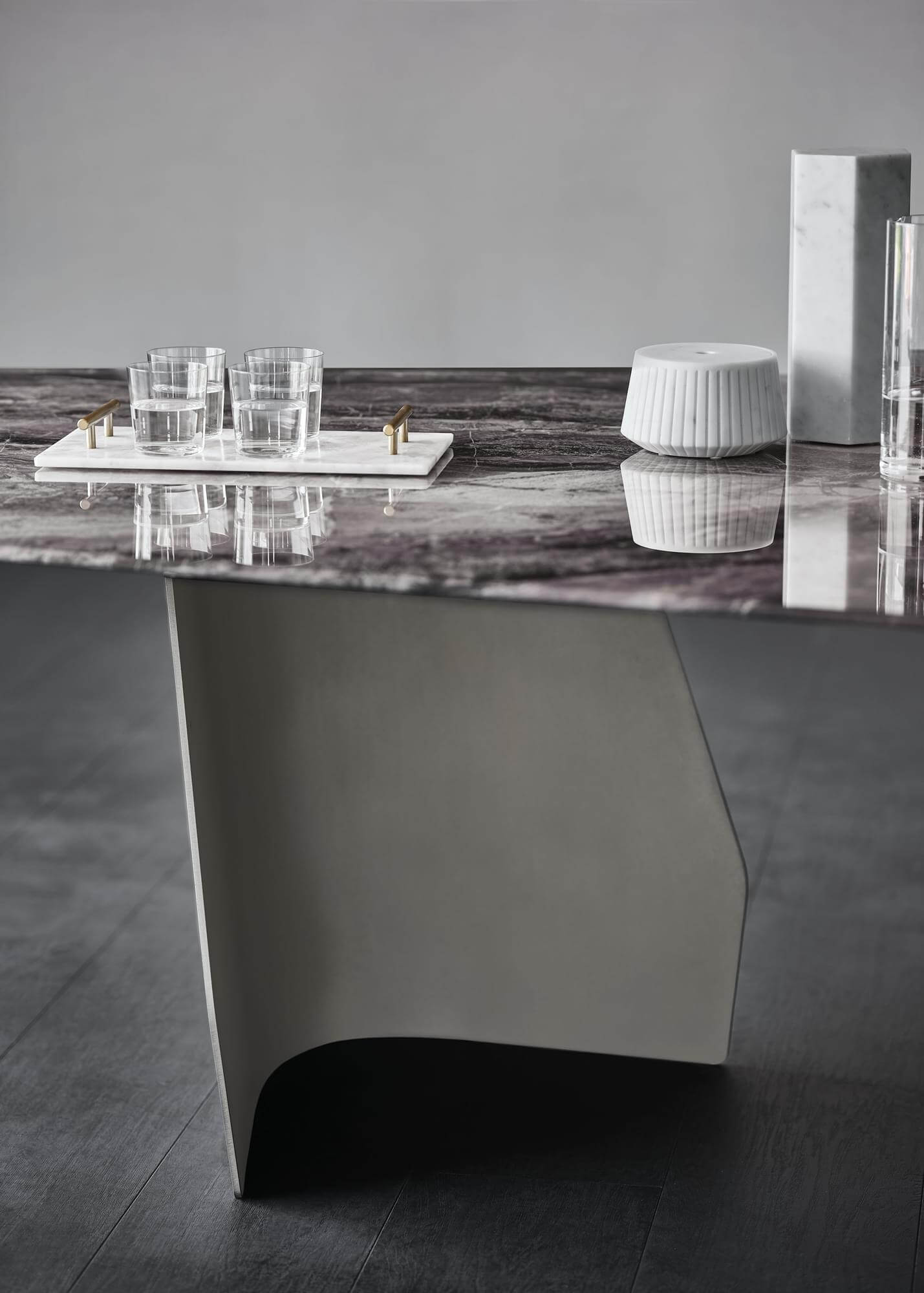 Refined Senator Table - Italian Designer & Luxury Furniture at Cassoni