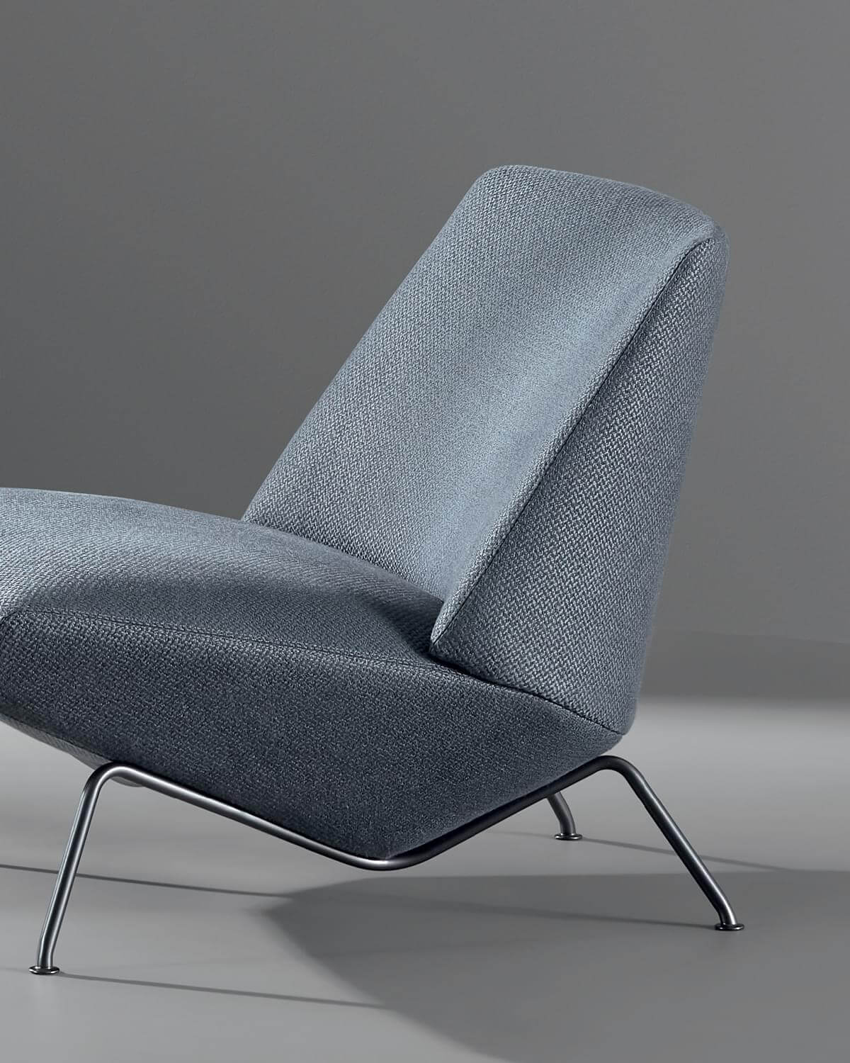 Sleek Lounge Chair by Bonaldo | Cassoni