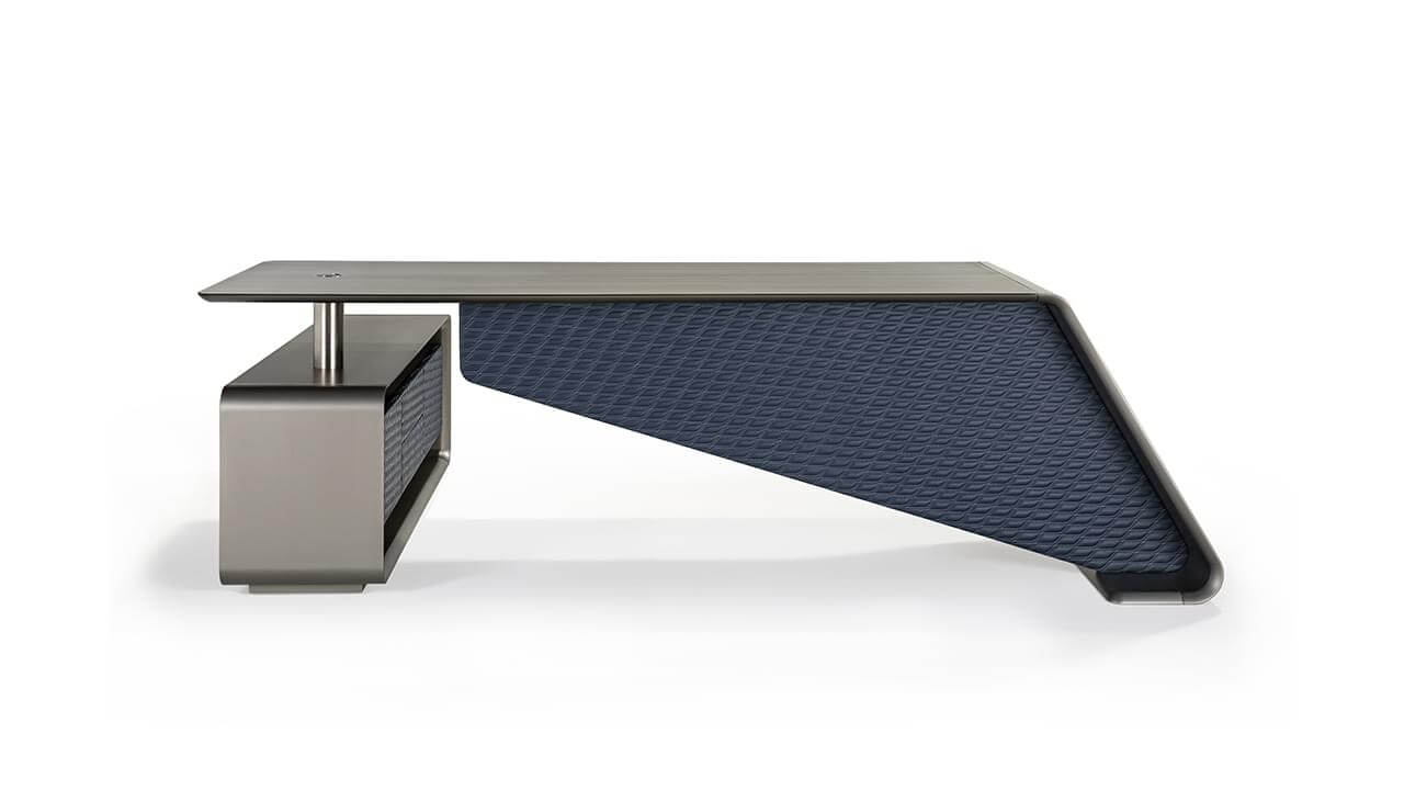 Innovative Oh Desk - Italian Designer & Luxury Furniture at Cassoni