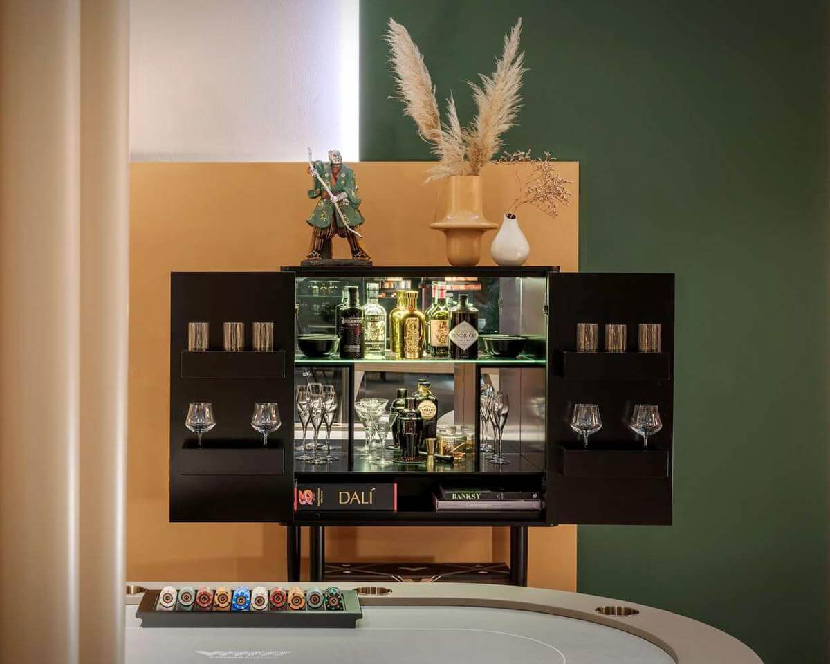 Spirit Bar Cabinet by Vismara | Cassoni