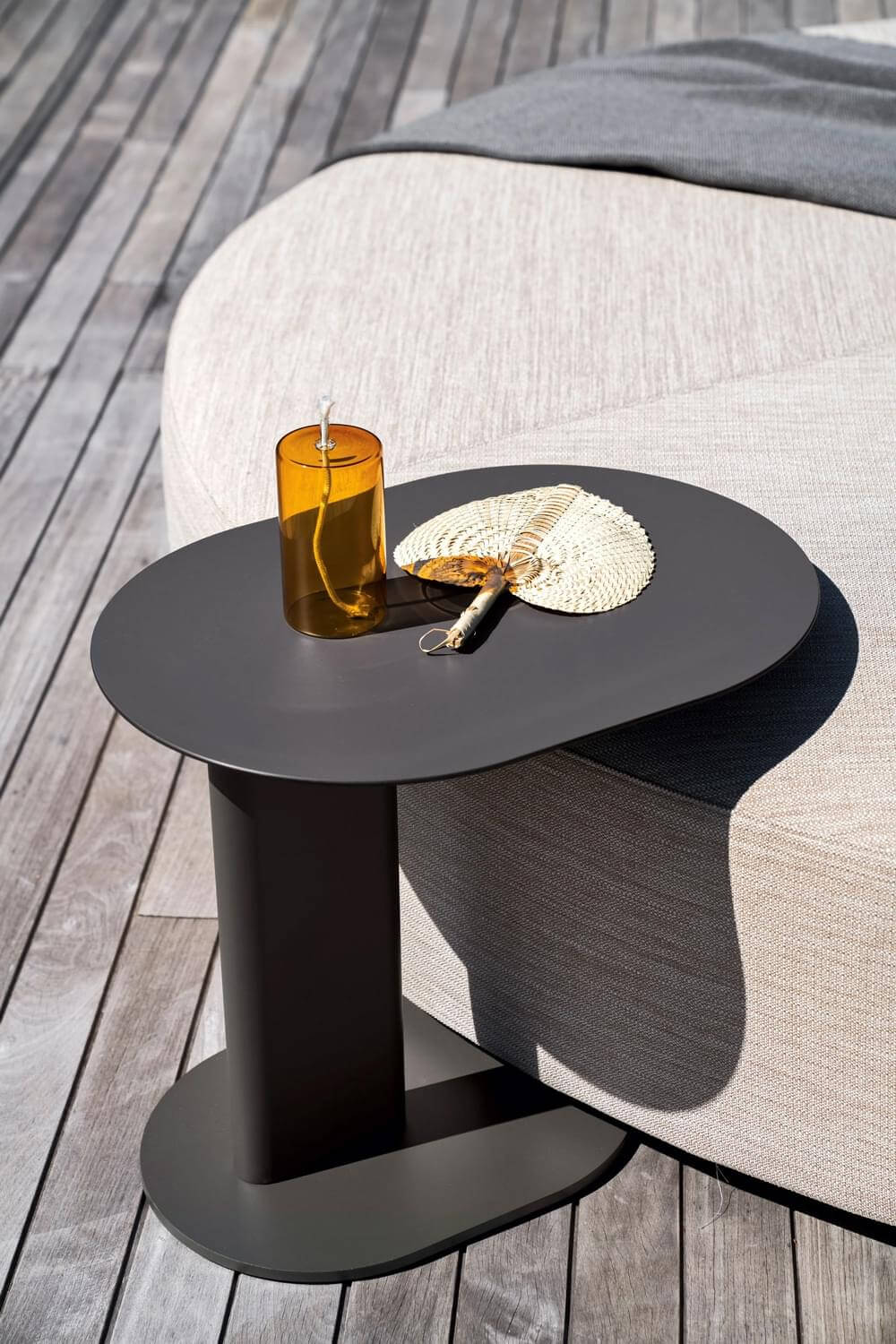 Plinto Side Table by Varaschin | Cassoni