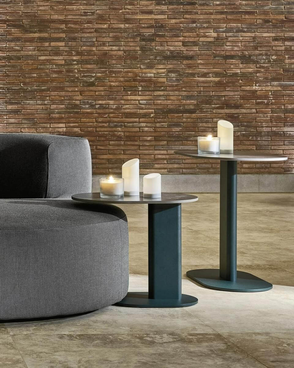 Plinto Side Table by Varaschin | Cassoni