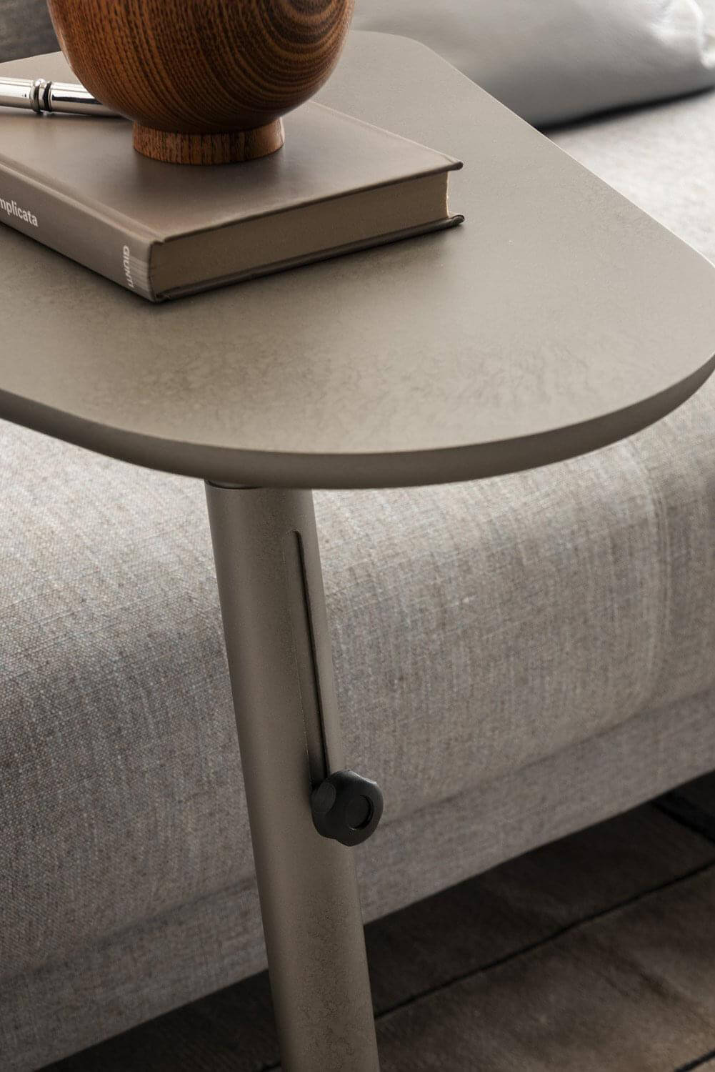 Ambrogino Side Table by Presotto | Cassoni