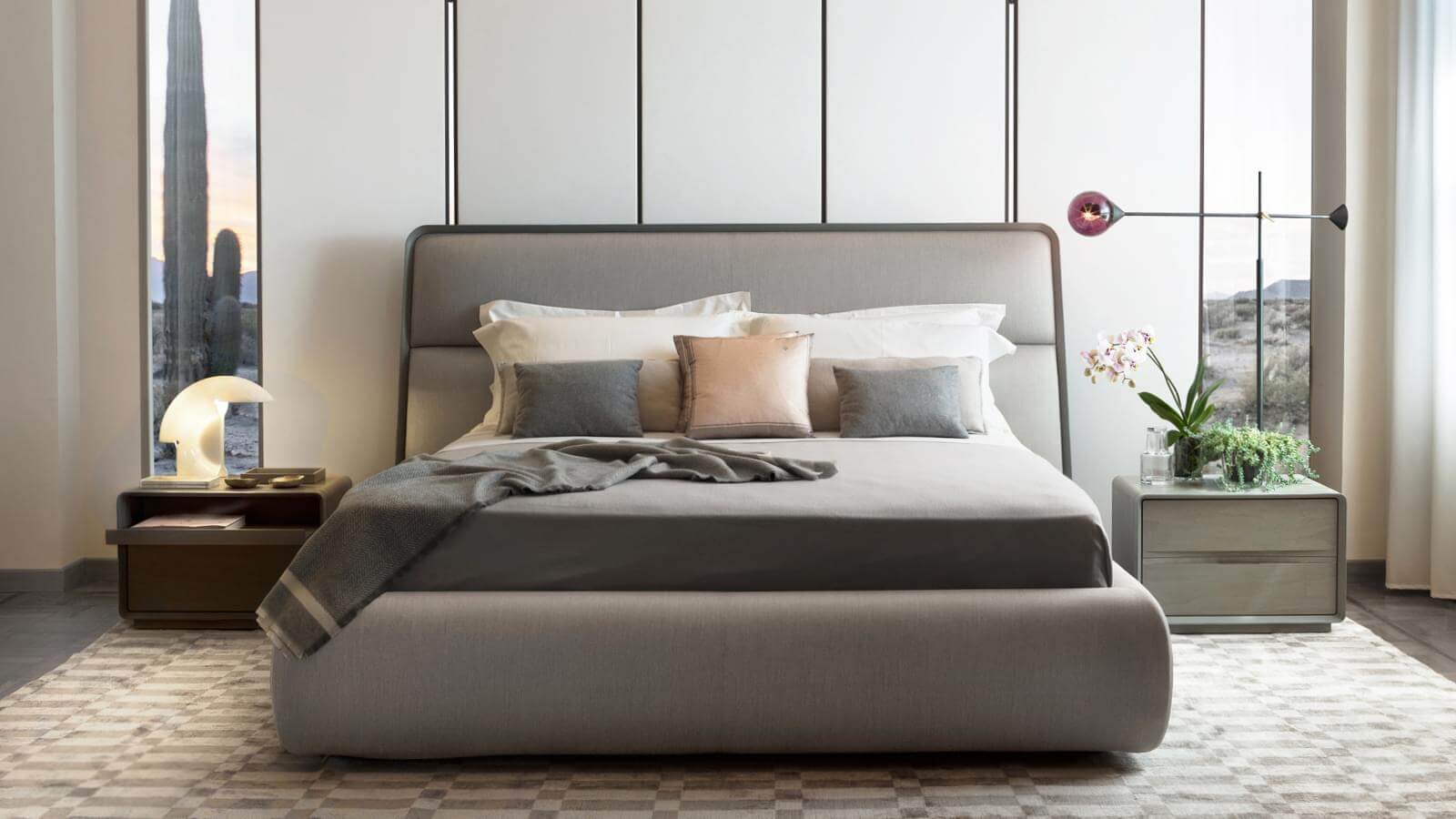 Splendid Frame Bed - Italian Designer & Luxury Furniture at Cassoni
