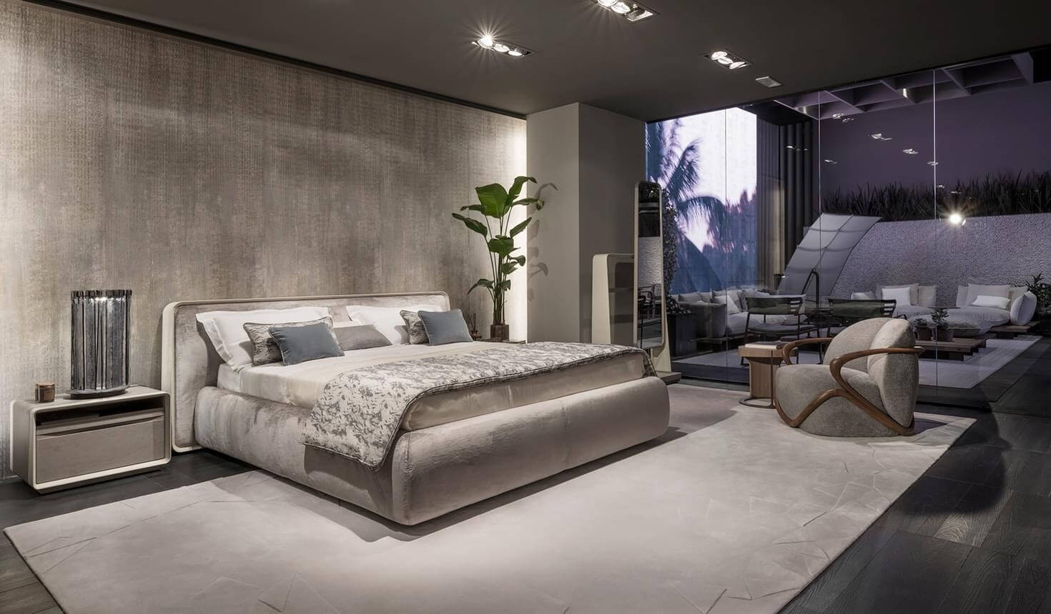 Splendid Frame Bed - Italian Designer & Luxury Furniture at Cassoni