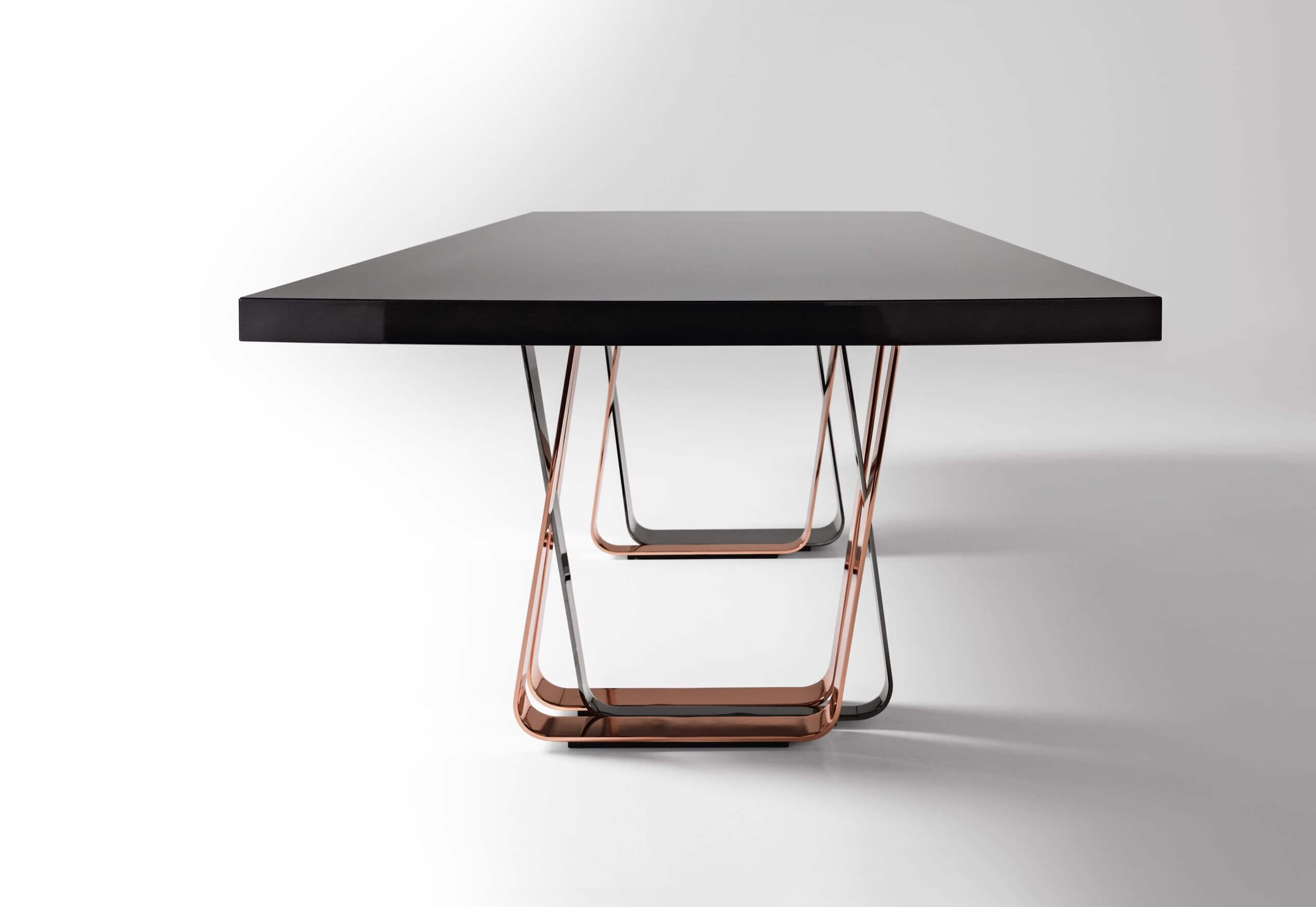 Bend Table — Cassoni