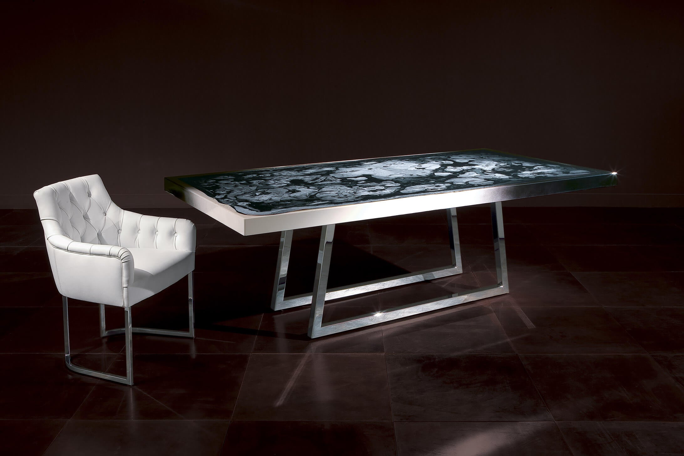 Decoro Table — Cassoni