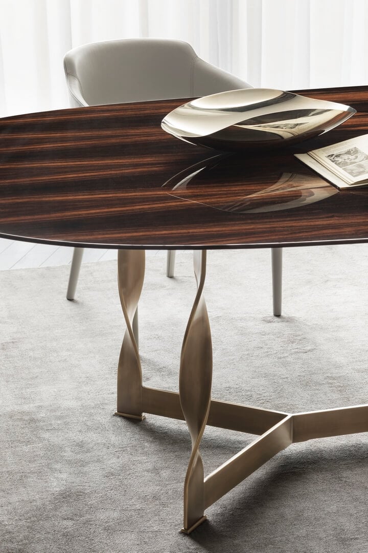 Pliet Table - Cassoni
