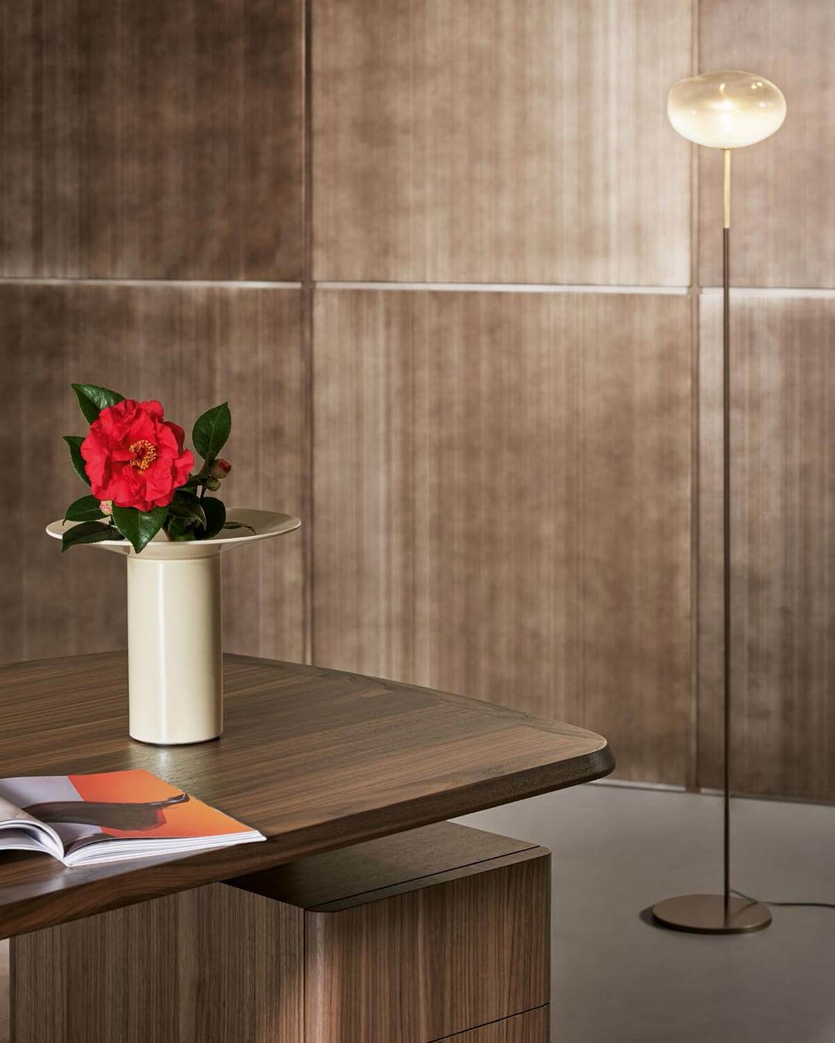 Pepita Floor Lamp by Bonaldo | Cassoni