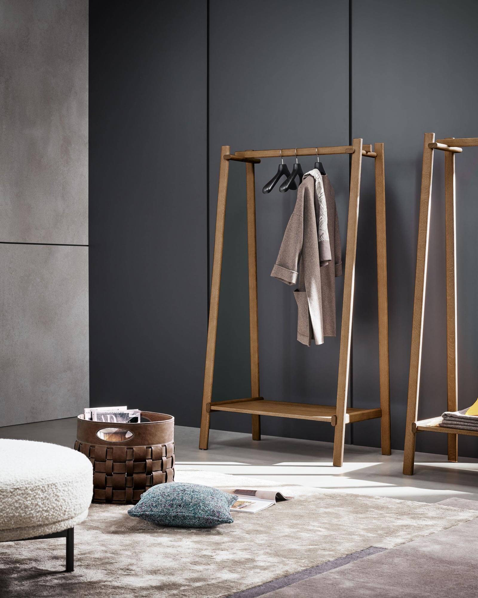 Roger Magazine Rack by Bonaldo | Cassoni
