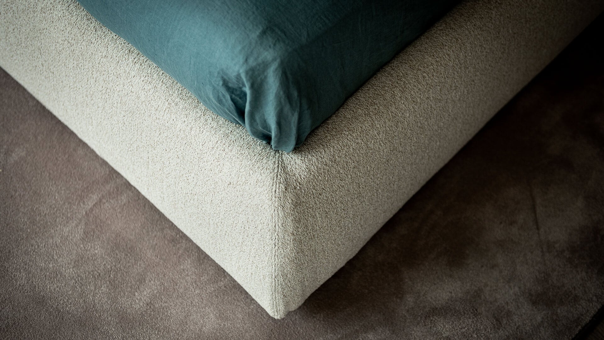 Simon Bed by Cattelan Italia | Cassoni