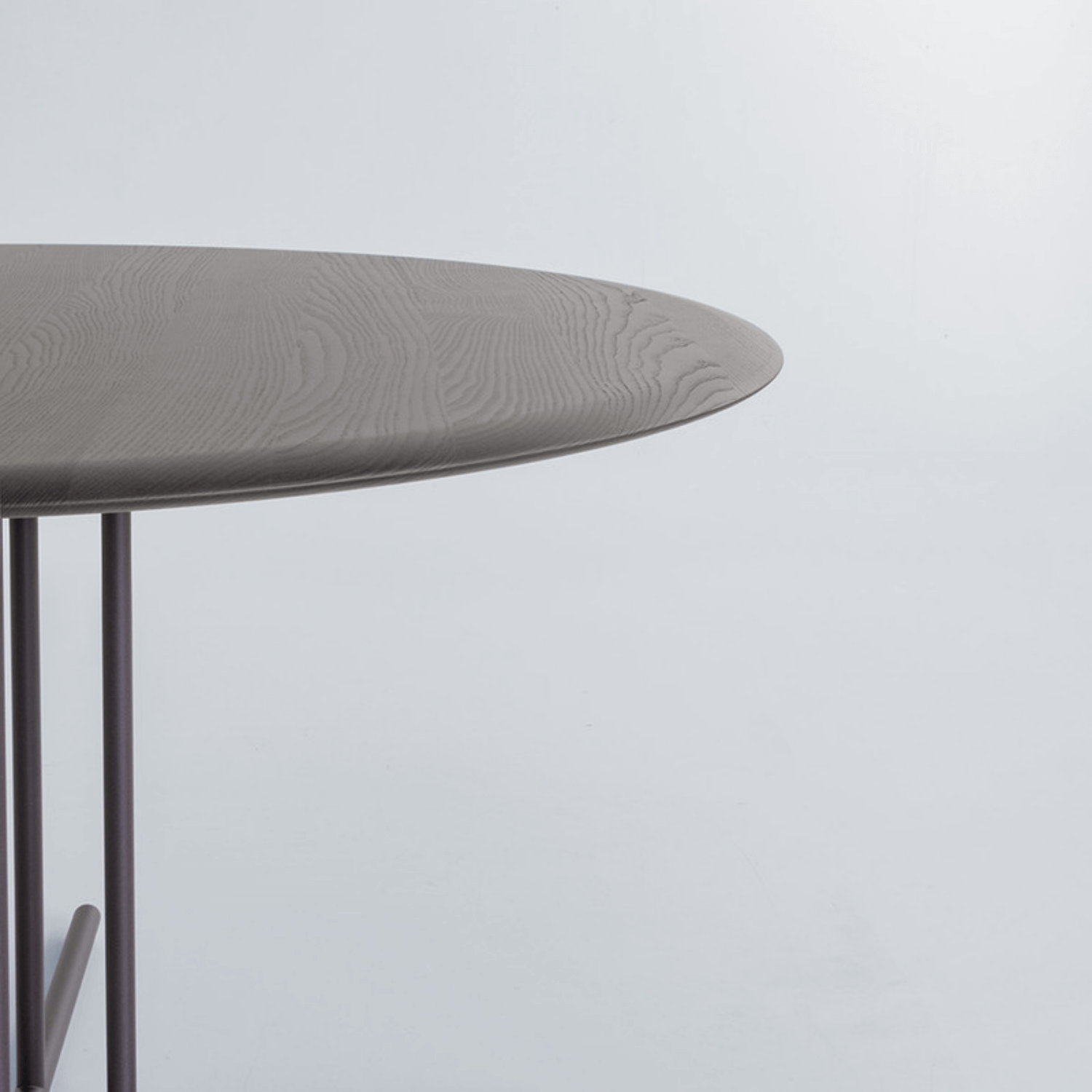 Graphic Round Dining Table — Cassoni