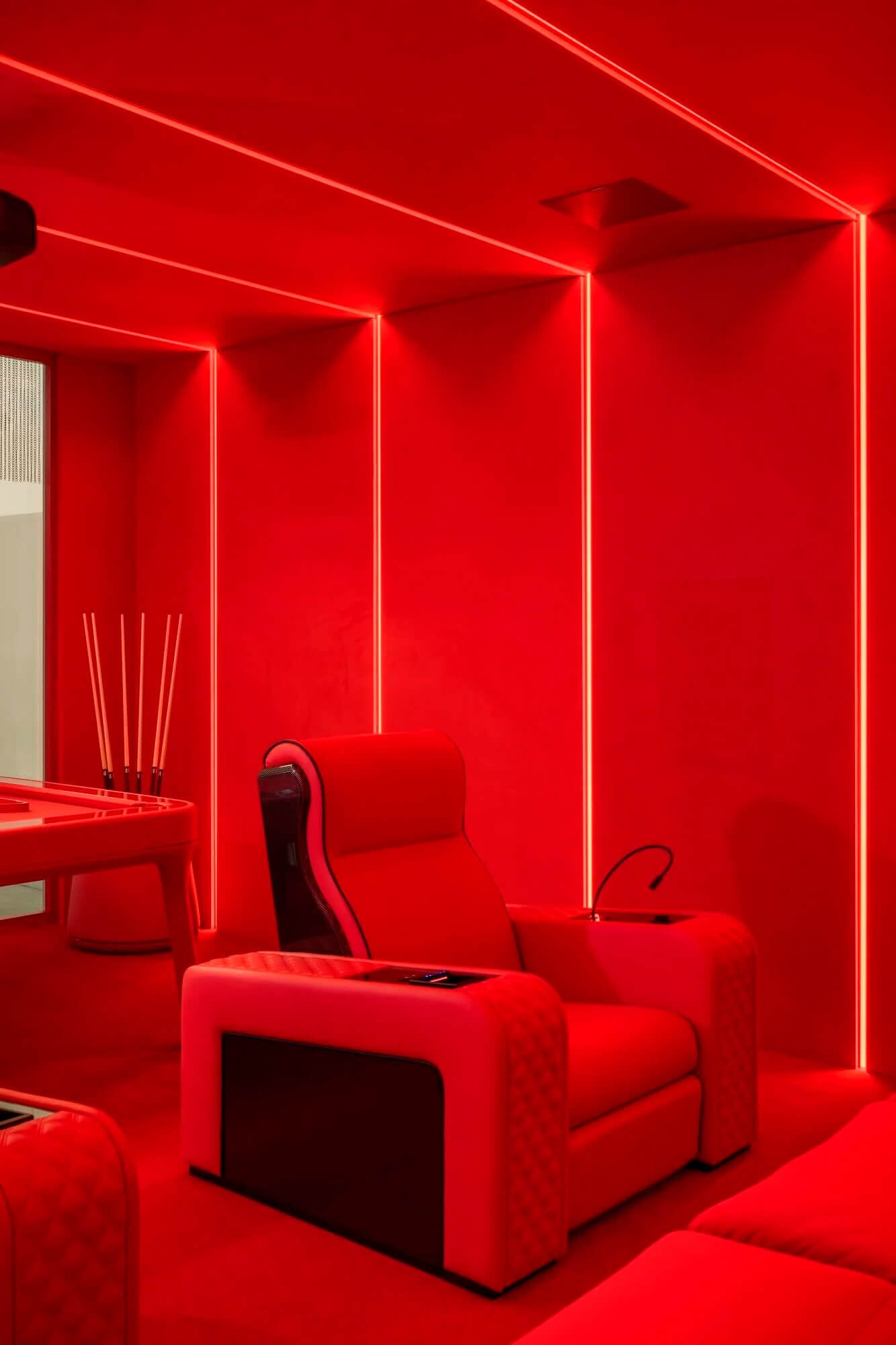 Luxor Tech Home Cinema Seating by Vismara | Cassoni