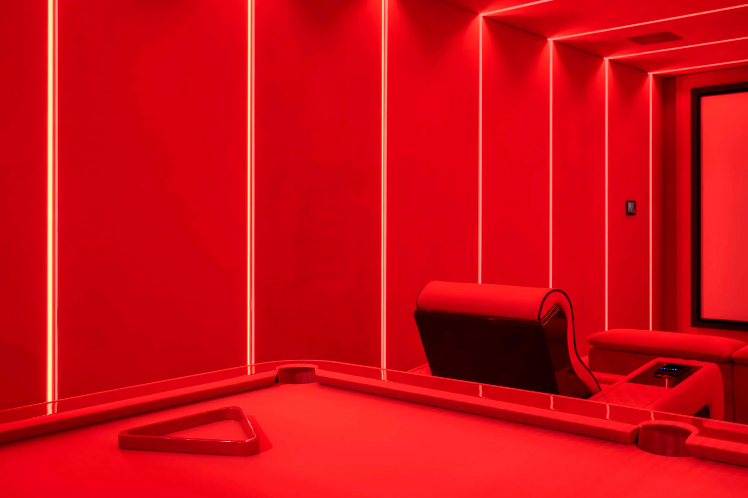 Luxor Tech Home Cinema Seating by Vismara | Cassoni