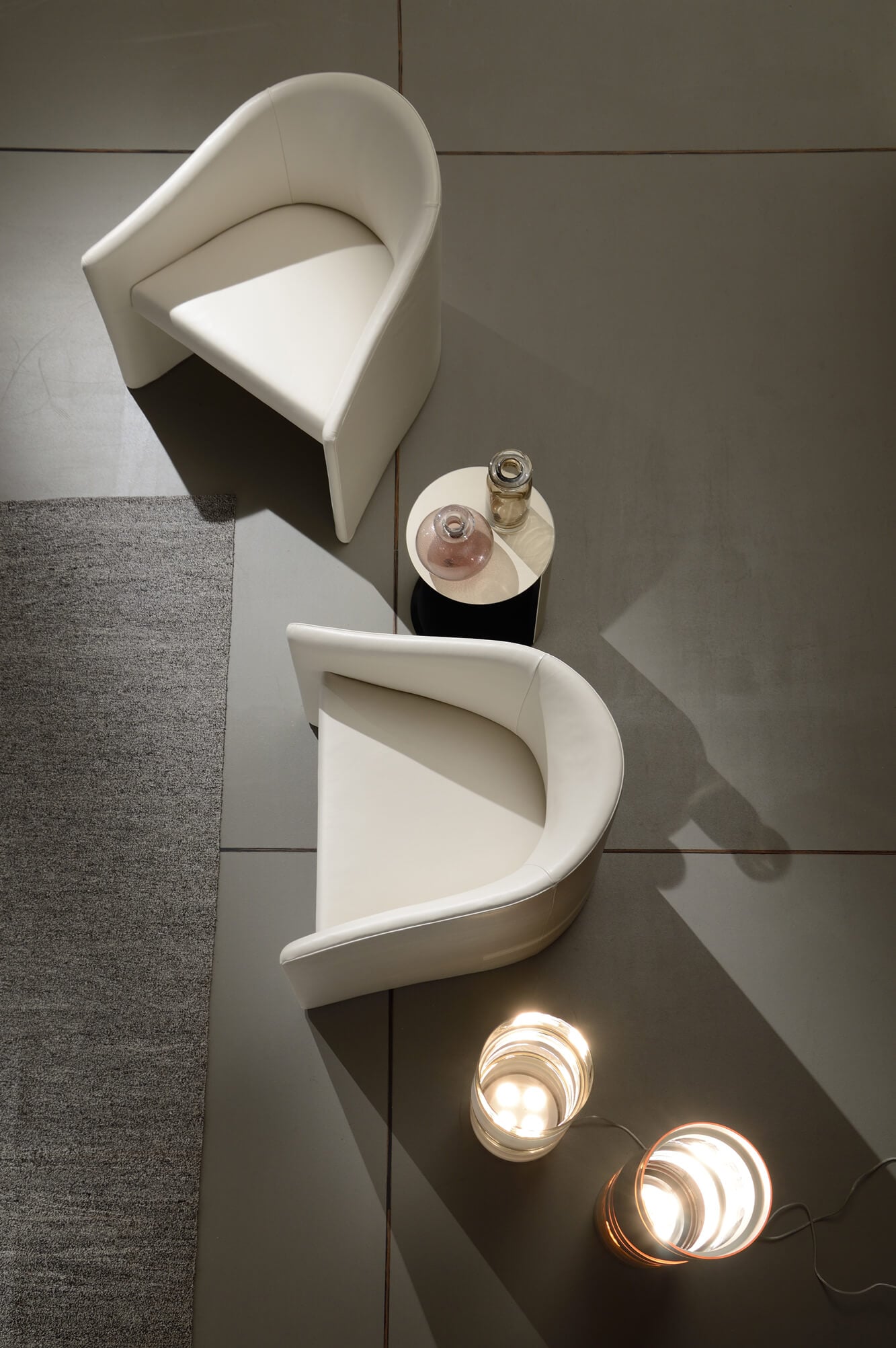 Manta Lounge Chair — Cassoni