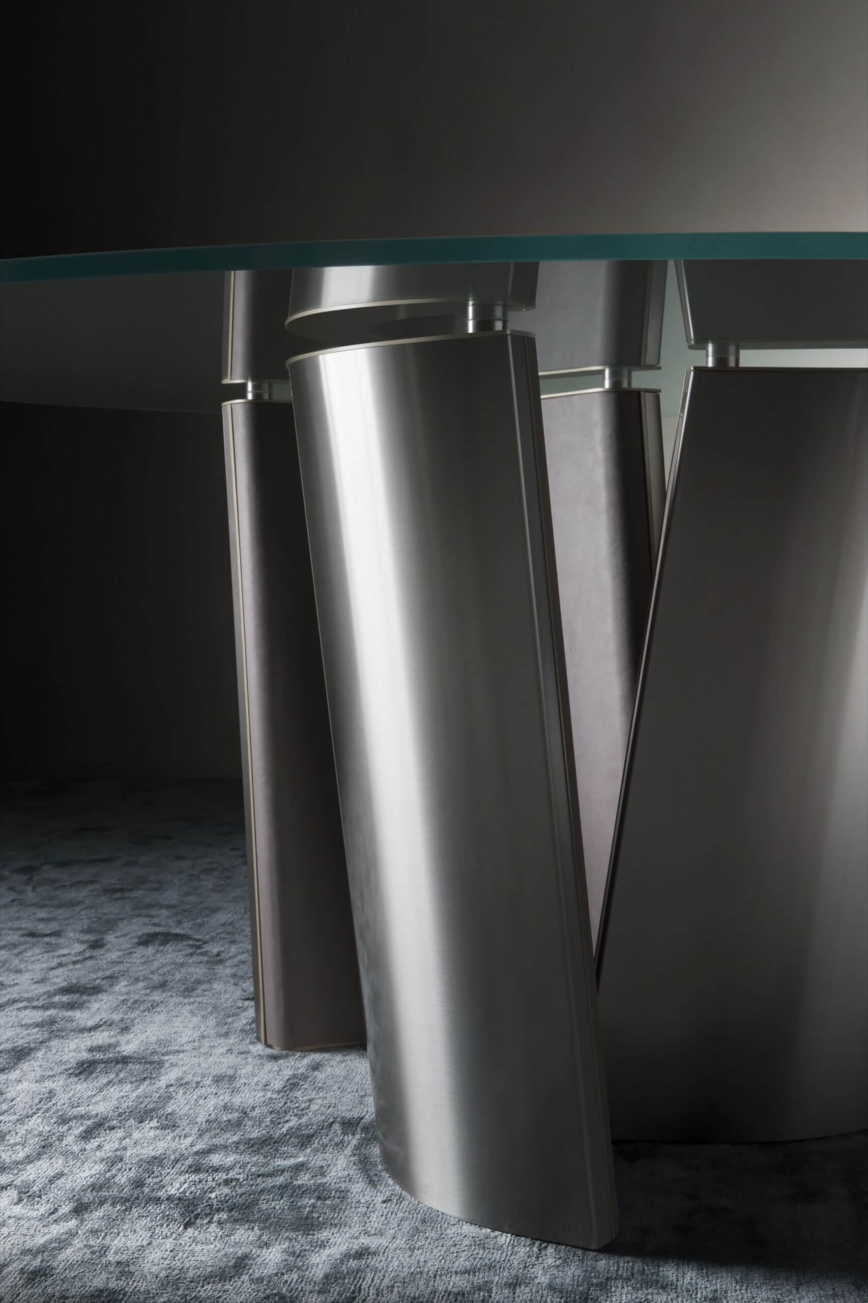 Madison Table by OAK | Cassoni