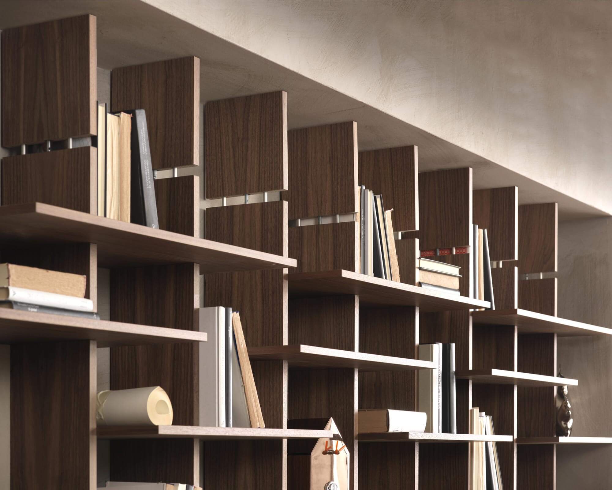 Elisabeth Bookcase by Pacini & Cappellini | Cassoni