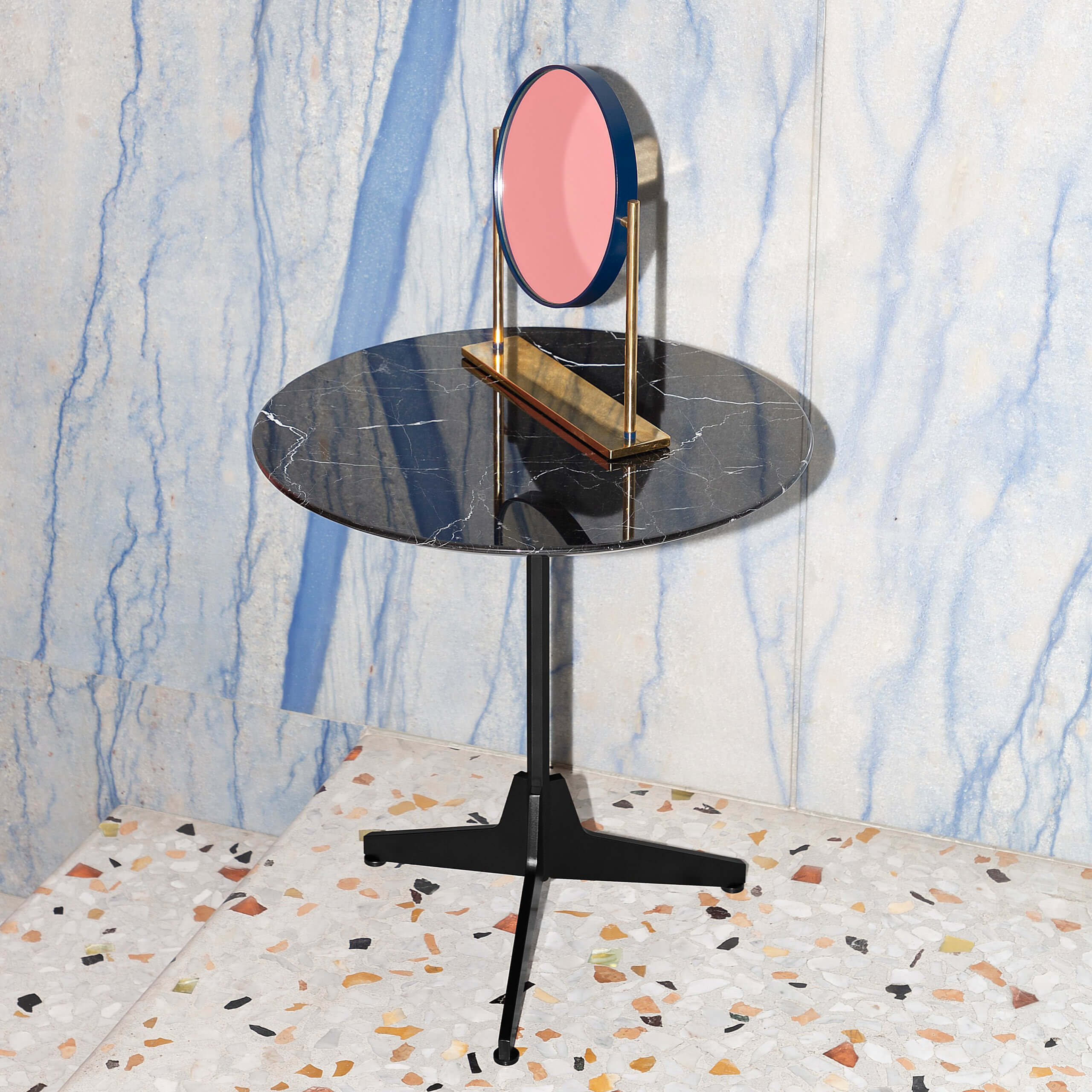 Hexa Side Table — Cassoni