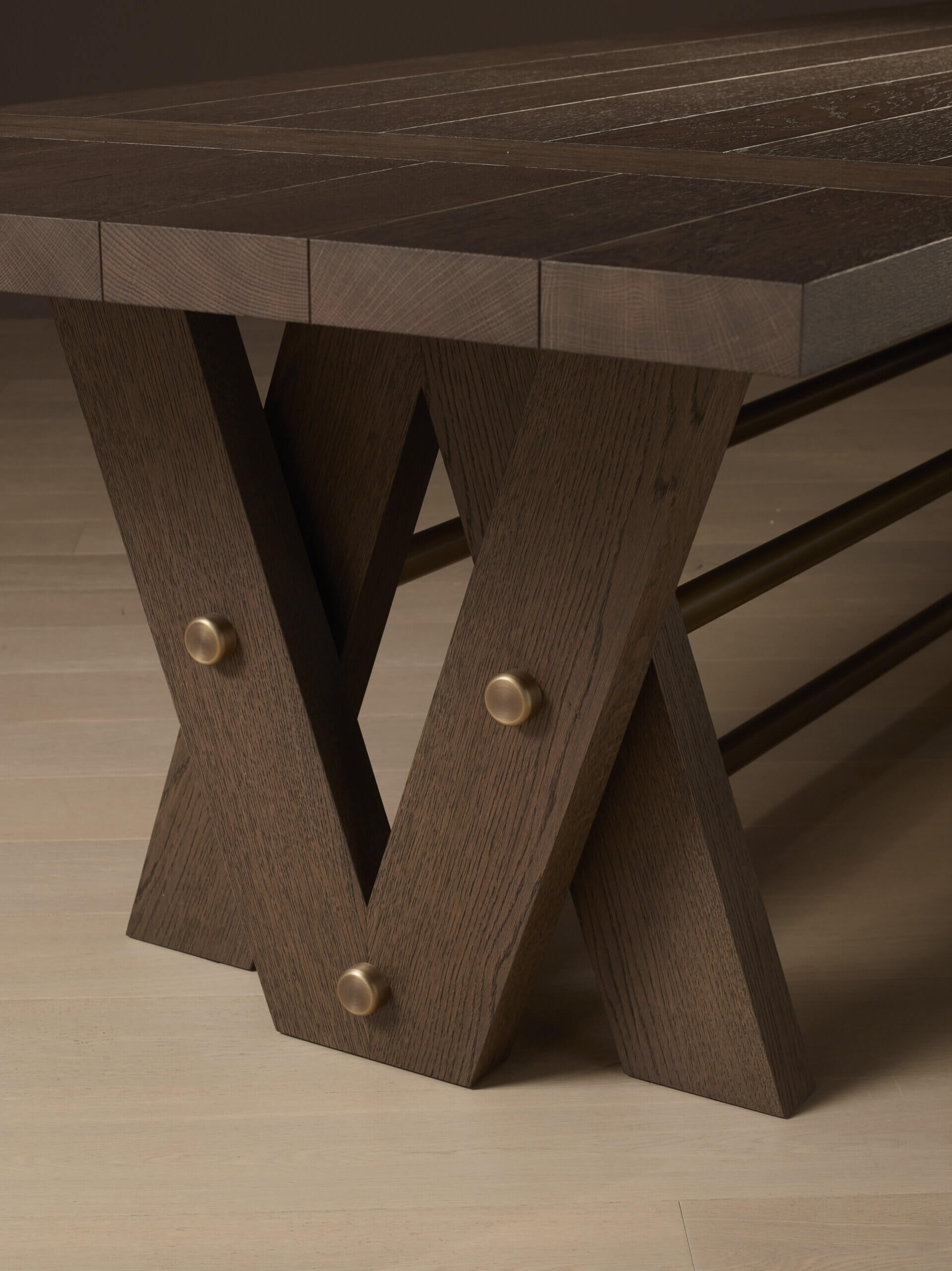 Double V Table by Bellavista | Cassoni