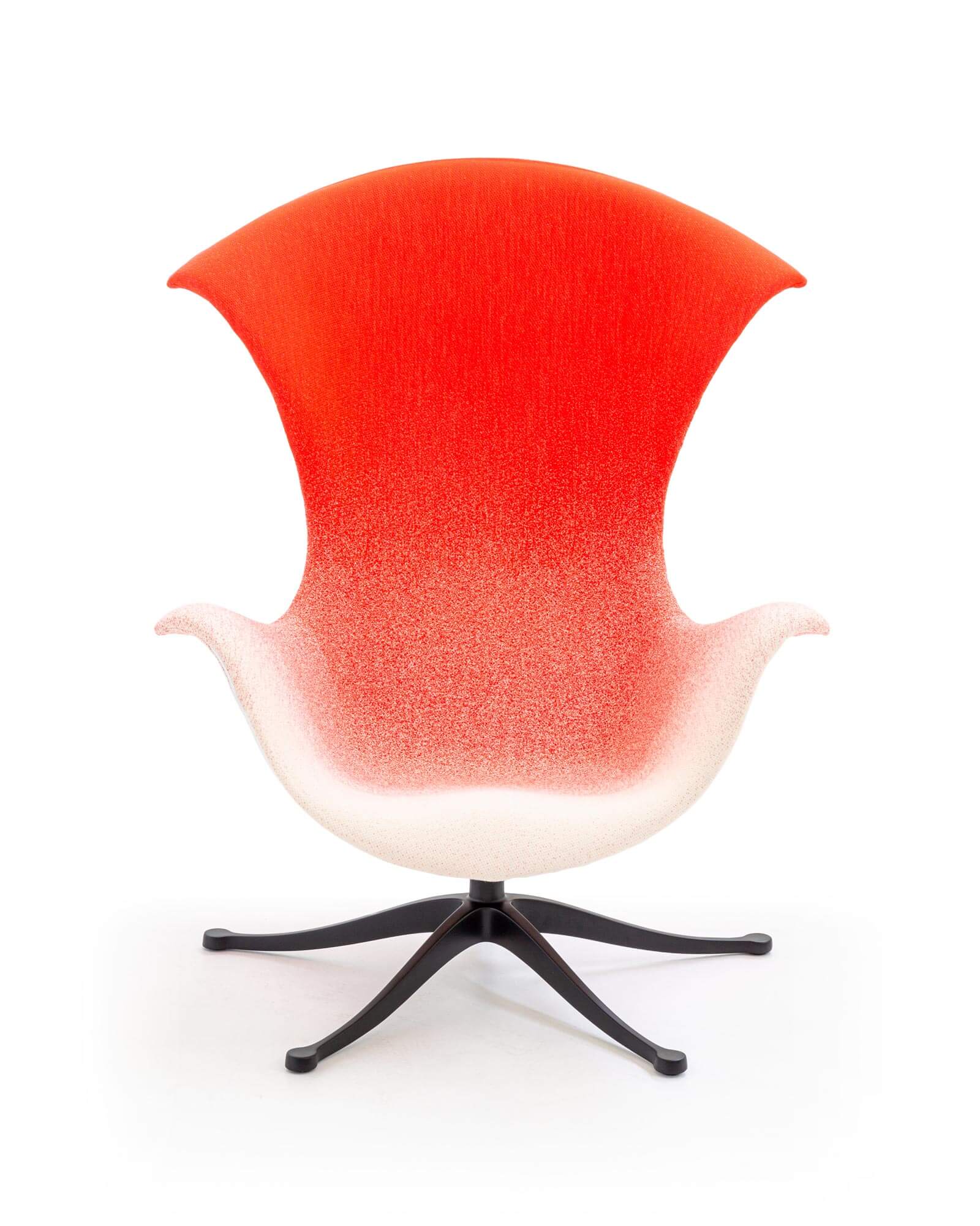 One Page Lounge Chair by Moroso | Cassoni