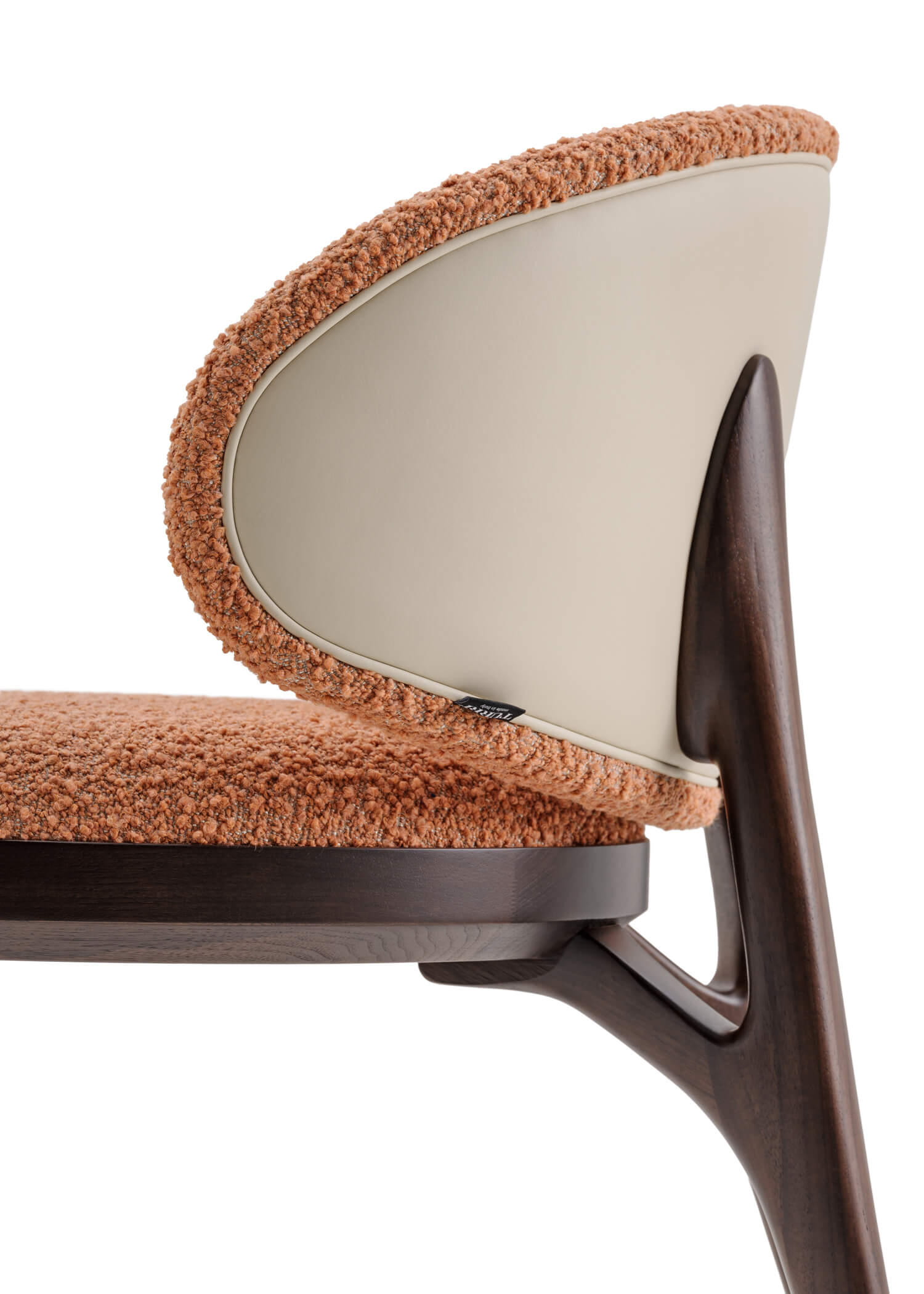 Elegant Pinnacle Chair - Italian Designer & Luxury Furniture at Cassoni