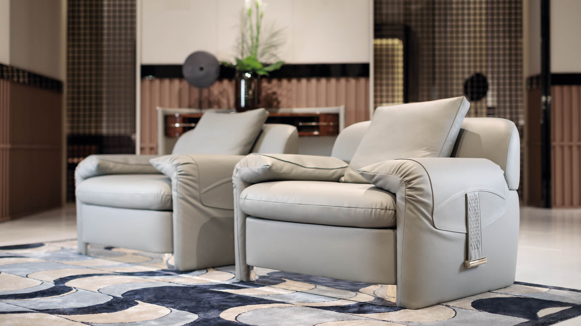 High-end Eclipse Lounge Chair - Italian Designer & Luxury Furniture at ...