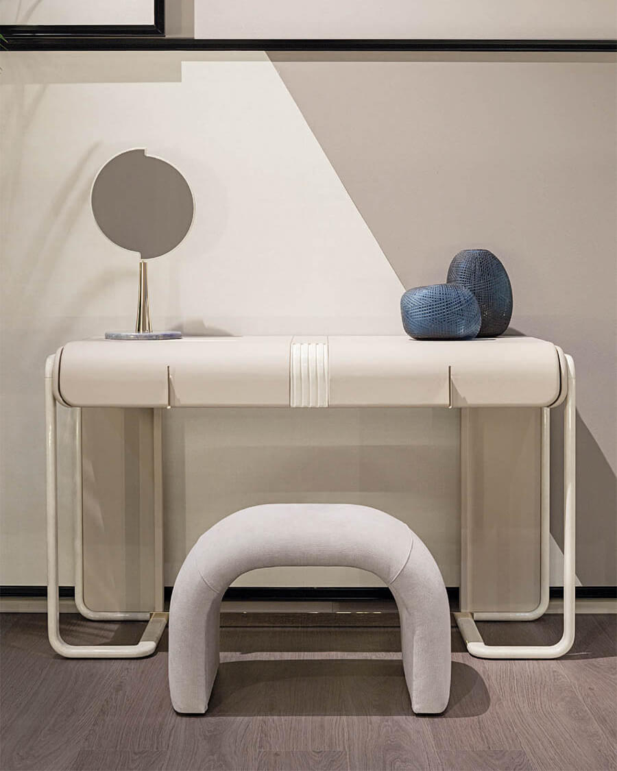 Eclipse Vanity by Turri | Cassoni