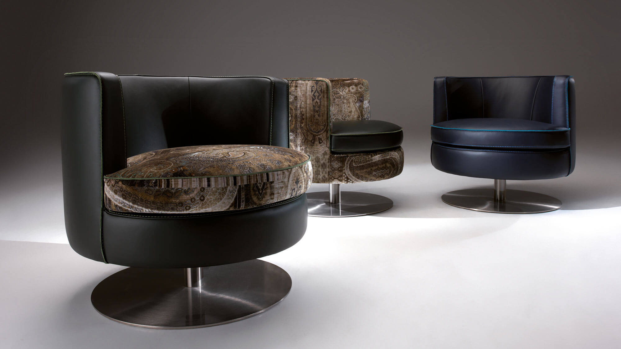 Frisbee Lounge Chair by Borzalino | Cassoni