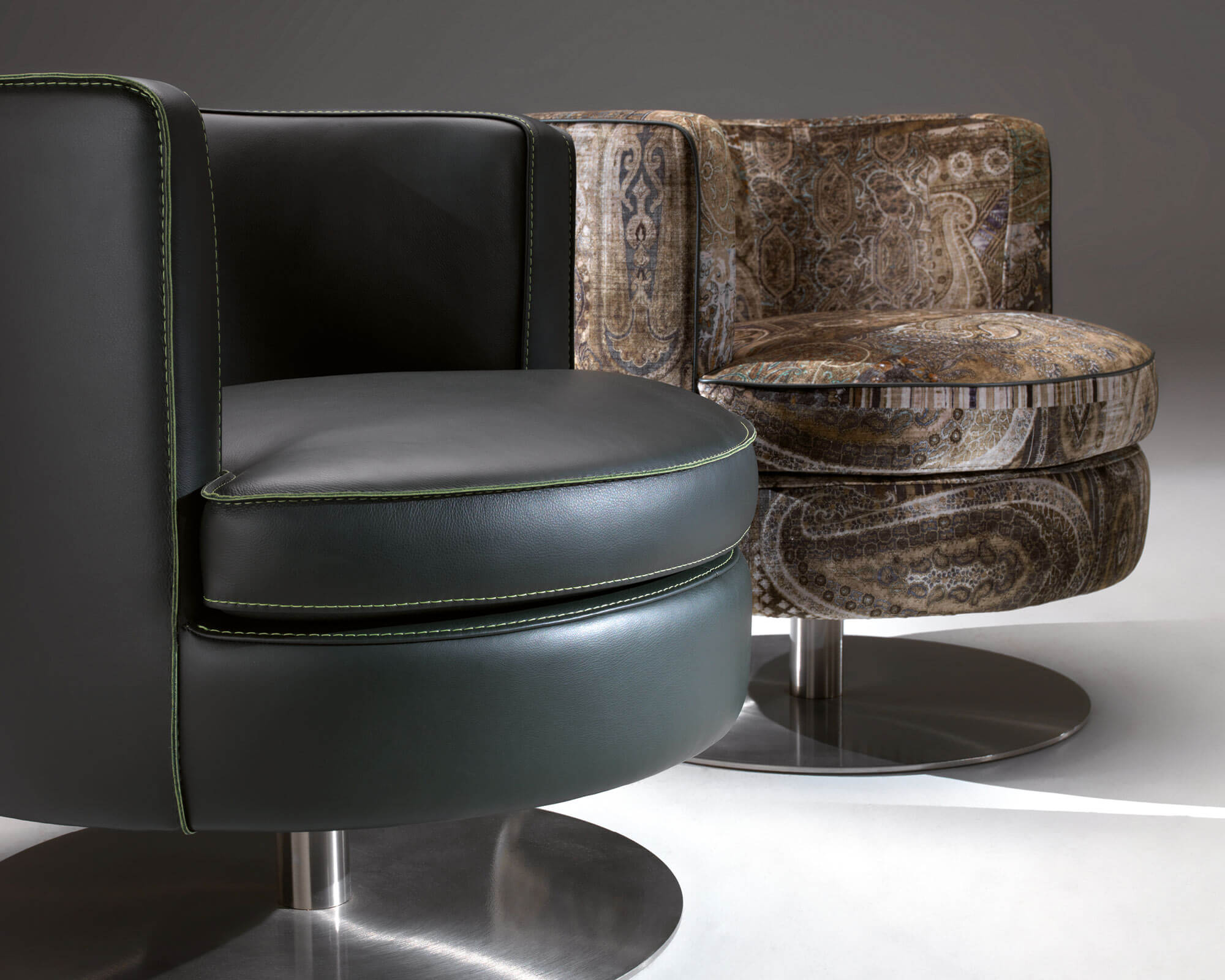 Frisbee Lounge Chair by Borzalino | Cassoni