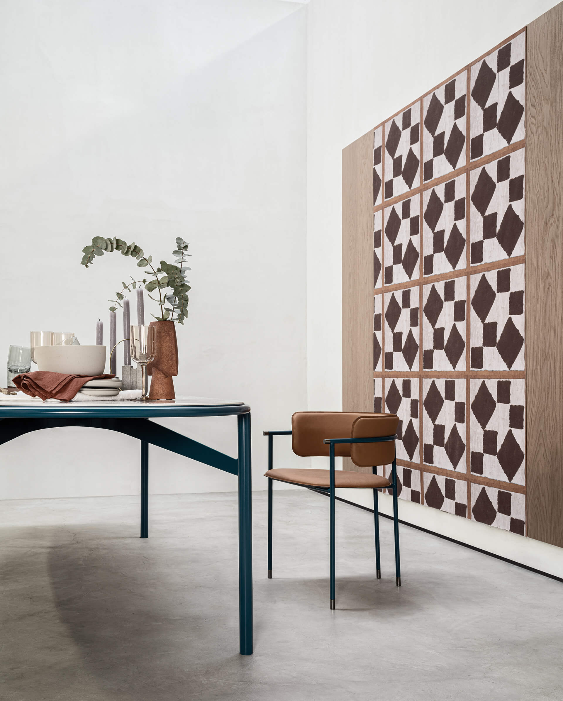 Refined Mac Table - Italian Designer; Luxury Furniture at Cassoni