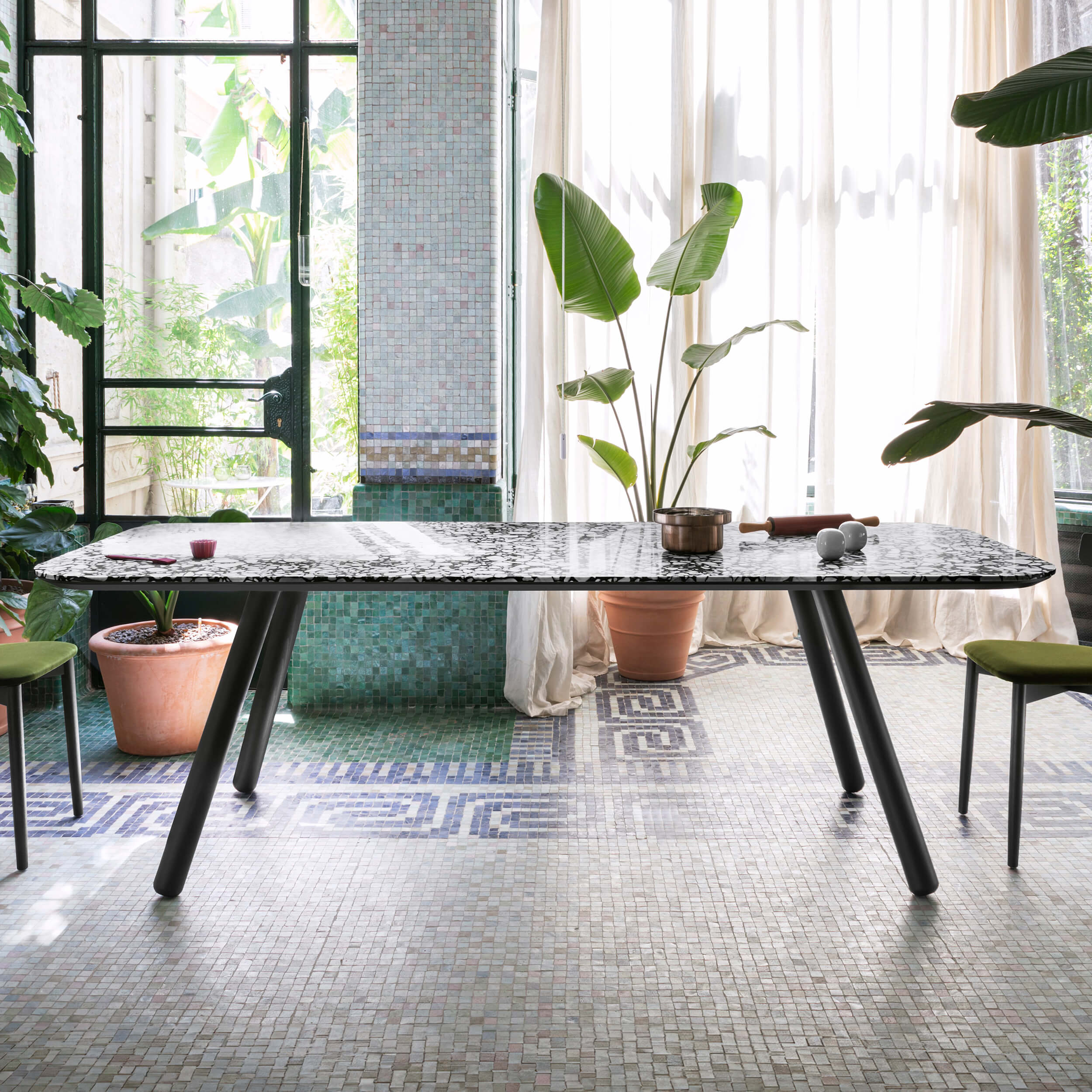 Pixie Table — Cassoni