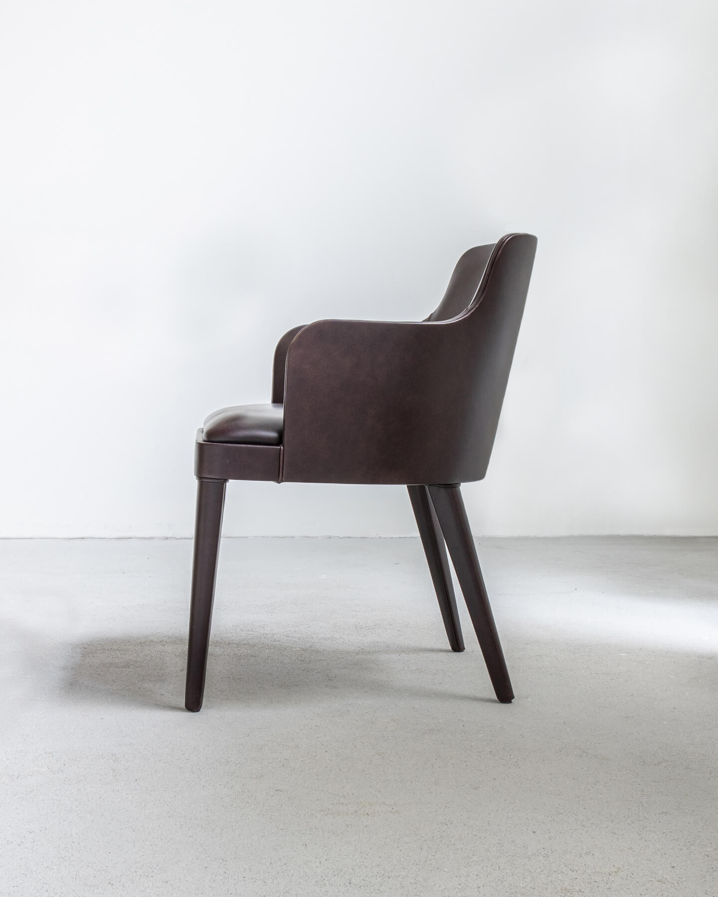 Designer Lola Chair - Italian Designer & Luxury Furniture at Cassoni