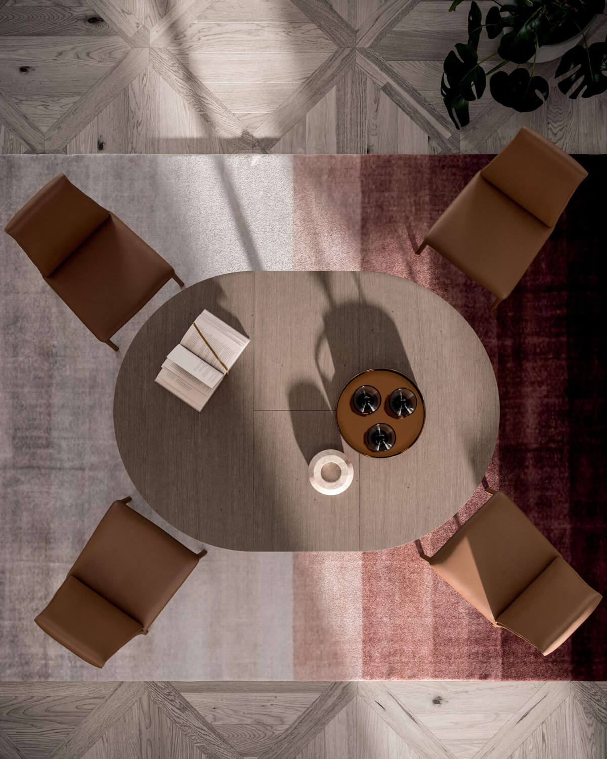 Megan Chair by Ozzio Italia | Cassoni