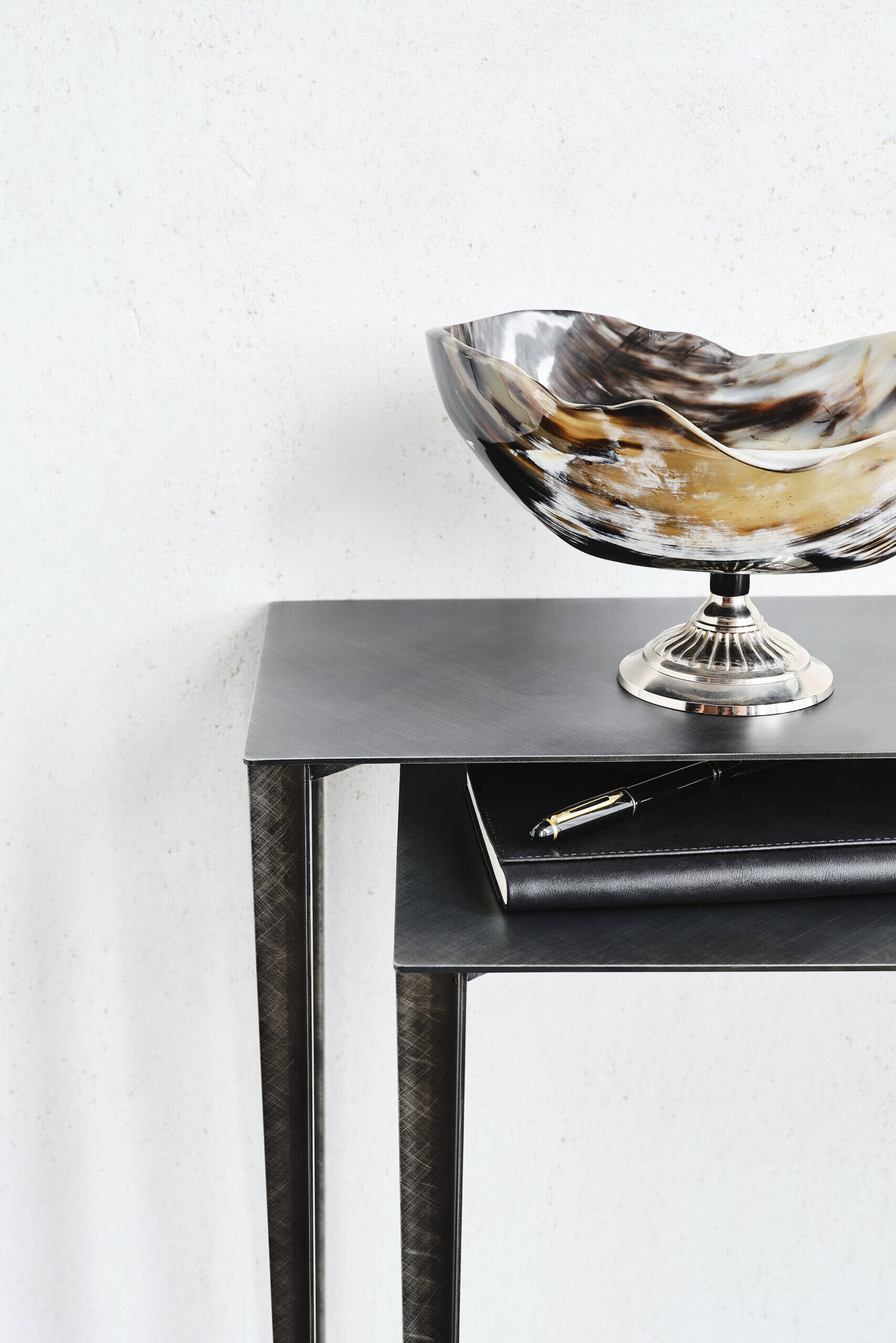 Etoile Console by Cattelan Italia | Cassoni