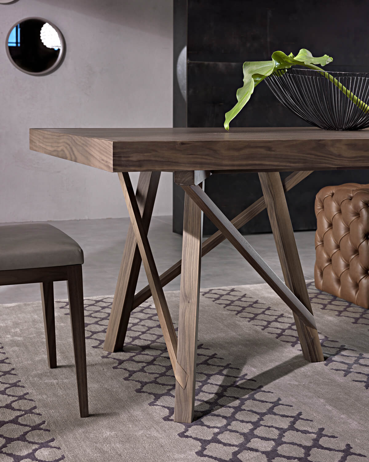 Refined Zeus Table - Italian Designer & Luxury Furniture at Cassoni