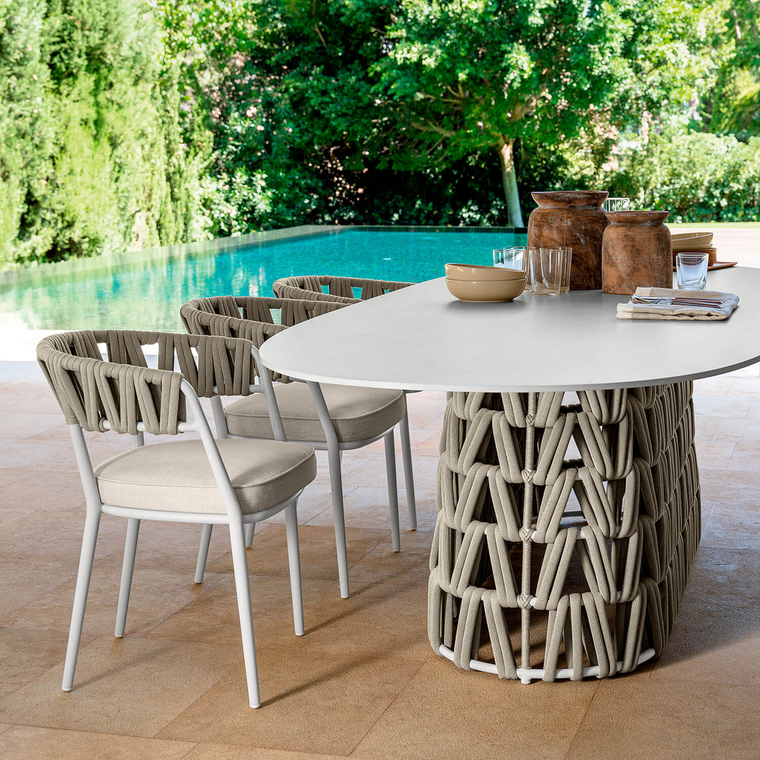 Swipe Table by Talenti | Cassoni