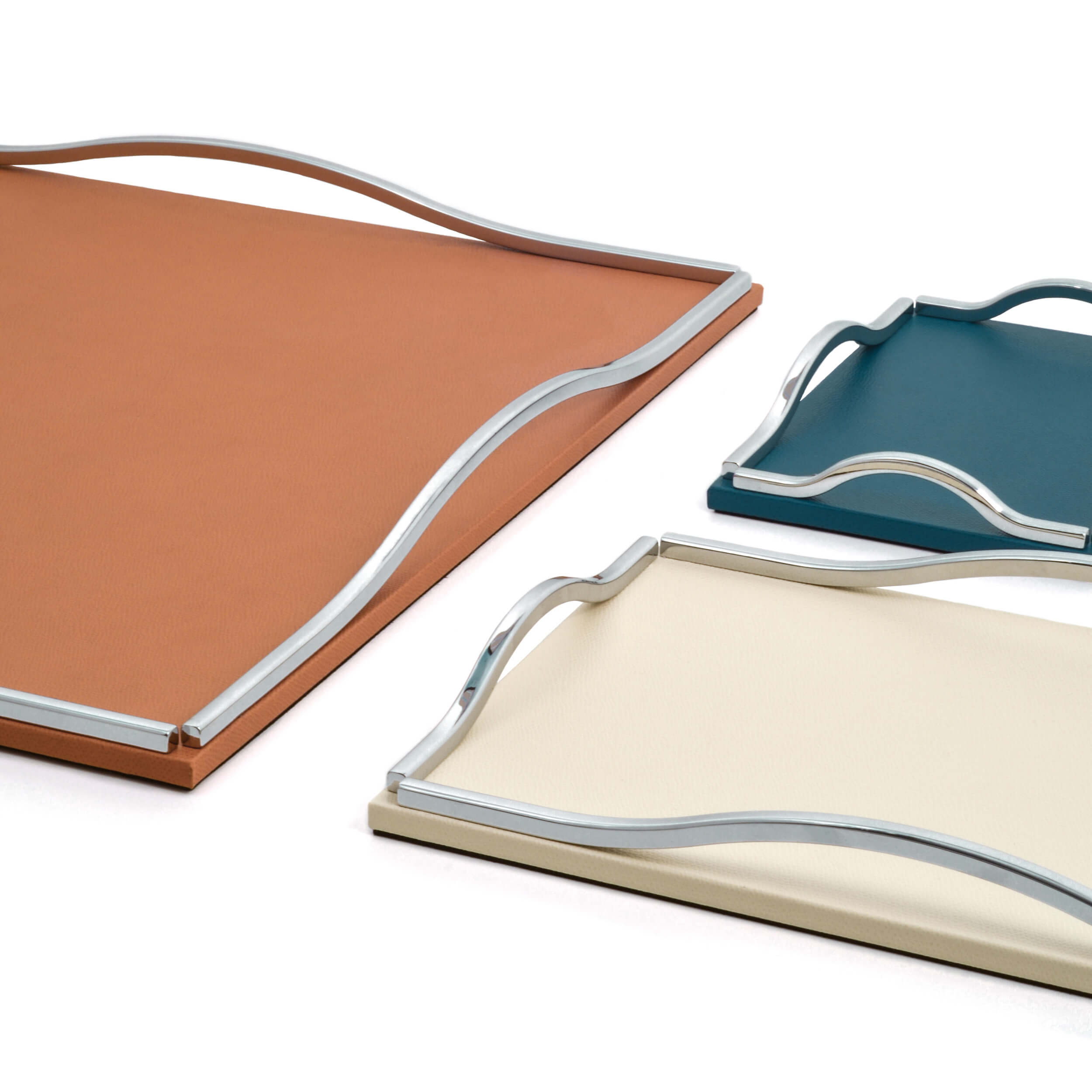 Refined Wave Trays - Italian Luxury Accessories at Cassoni